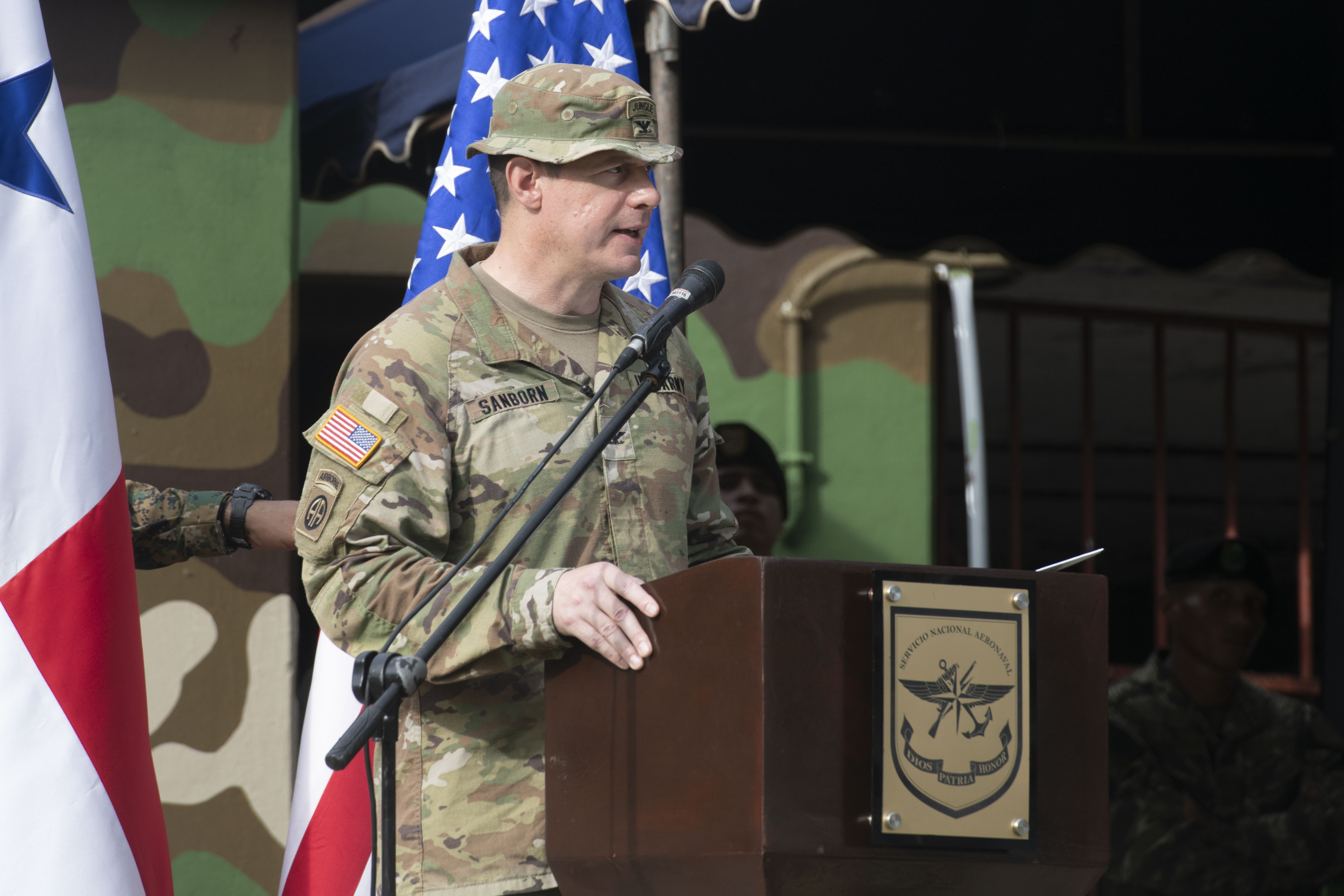 U.S. Marines and Panamanian security members graduate from first ...