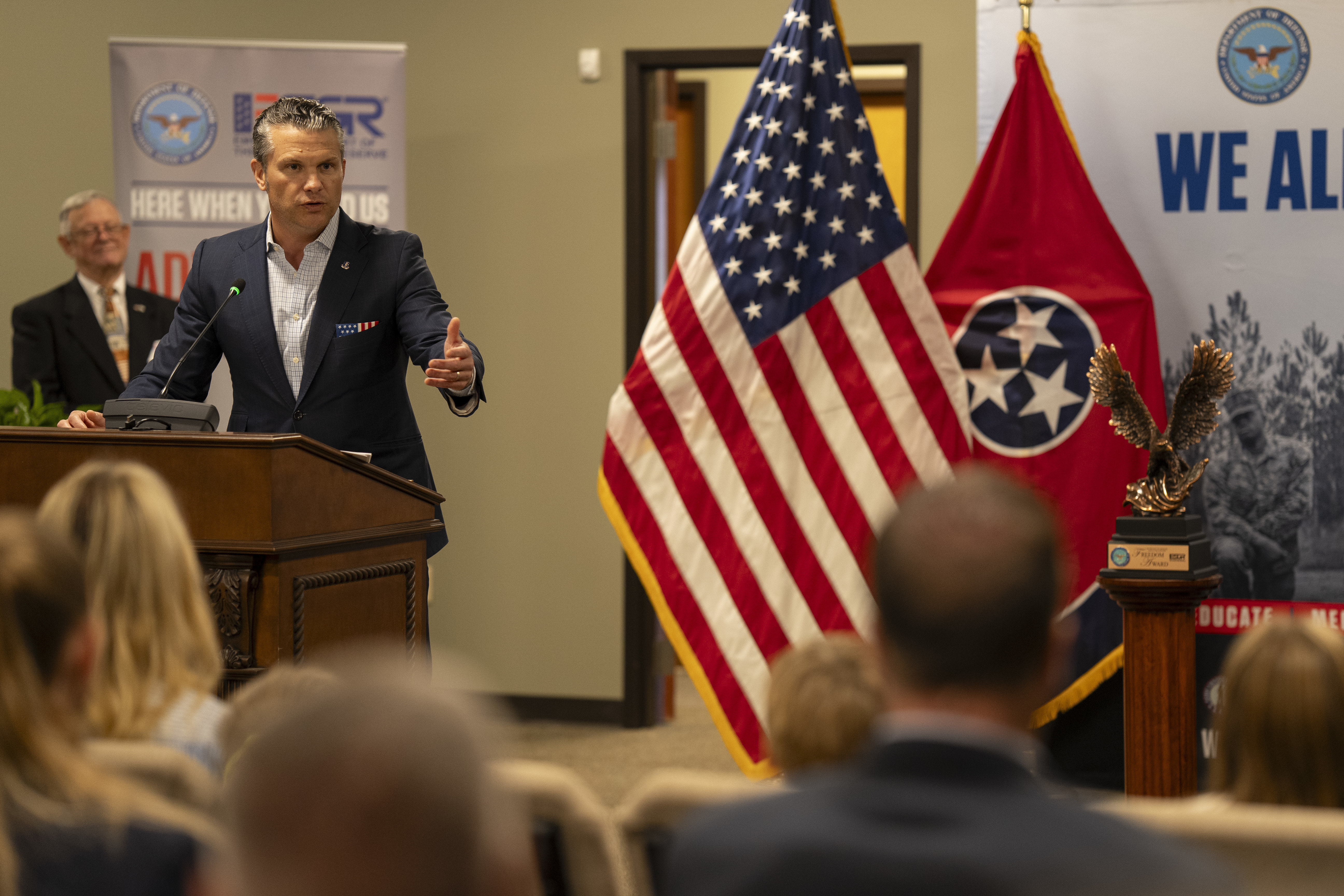 Defense Secretary Honors Tennessee Police Department During Award ...
