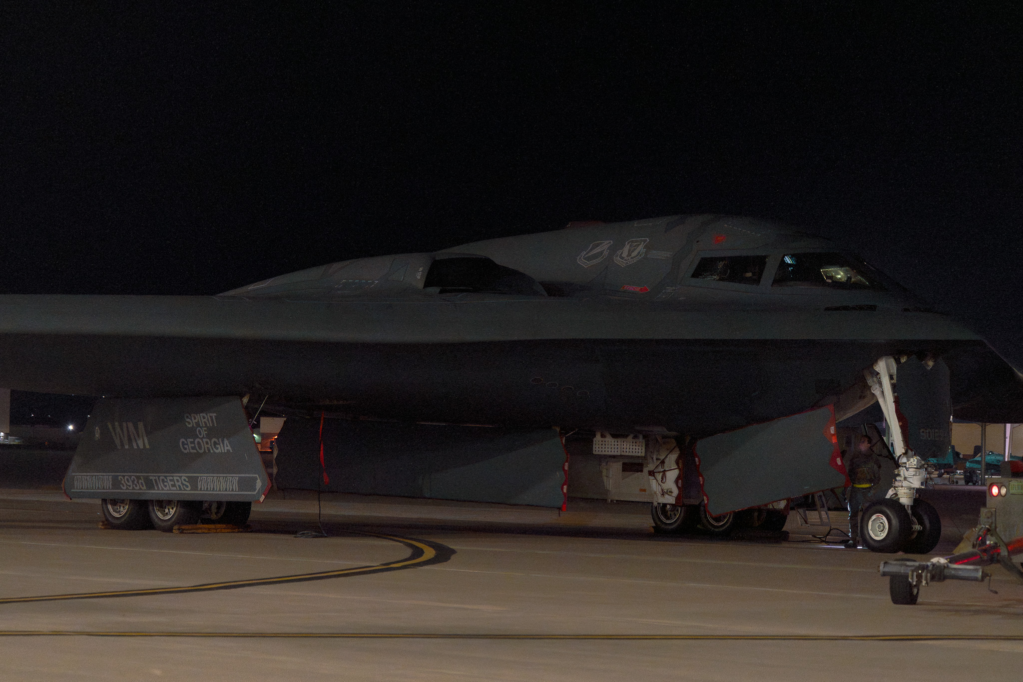 How the Air Force overcame the odds to revive a damaged B-2 > Tinker ...