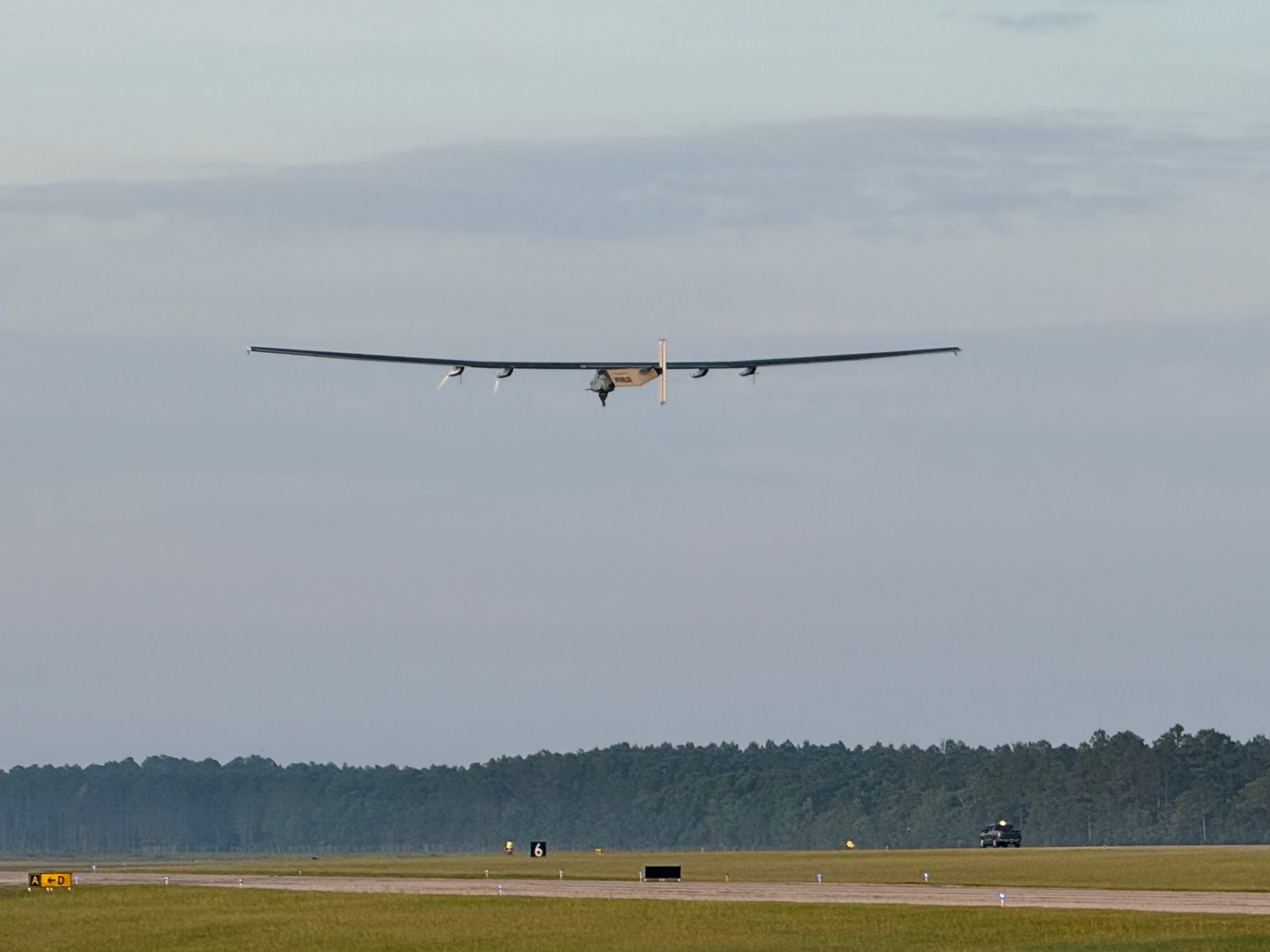 Navy Demonstrates Multi-Day Solar UAS Flight > U.S. Fleet Forces ...