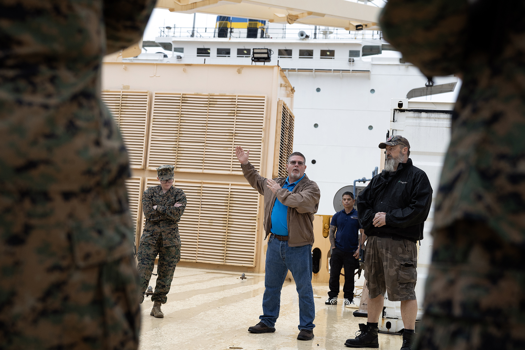 I MEF Visit Leverages Blount Island Expertise to Reinforce Readiness ...