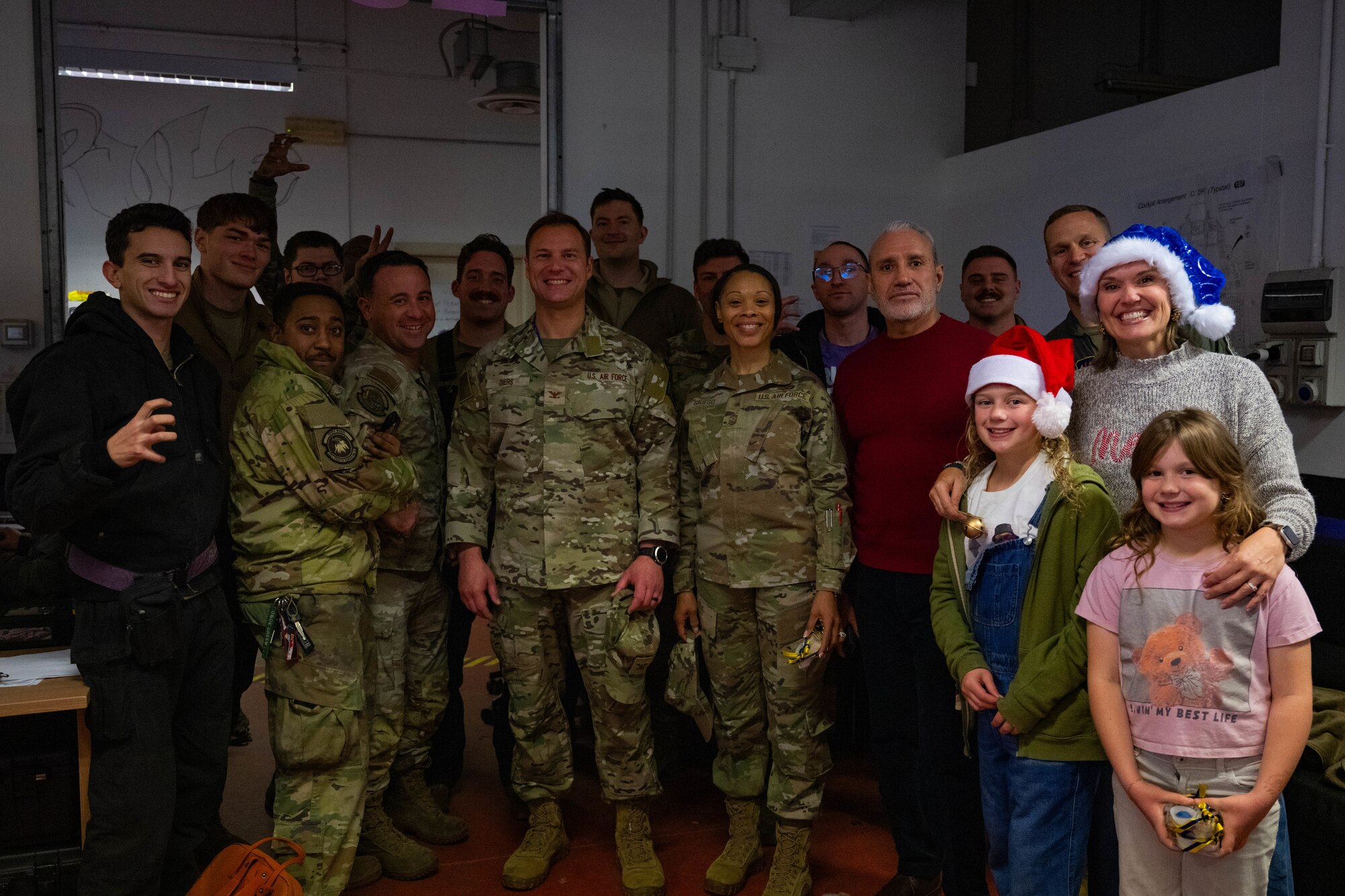 2025 31st FW command team holiday tour > Aviano Air Base > Display