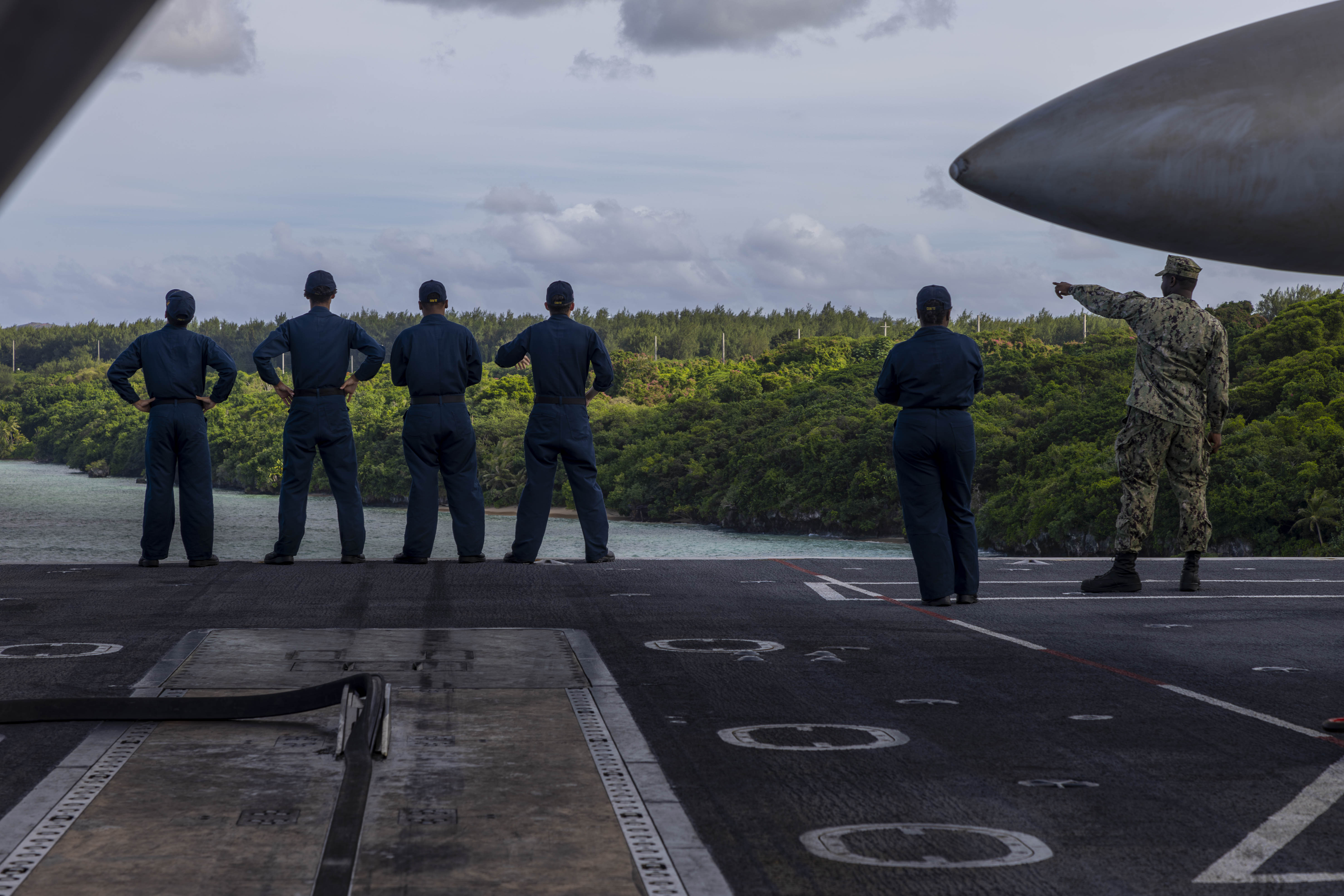 Abraham Lincoln Carrier Strike Group arrives in Guam > U.S. Indo ...