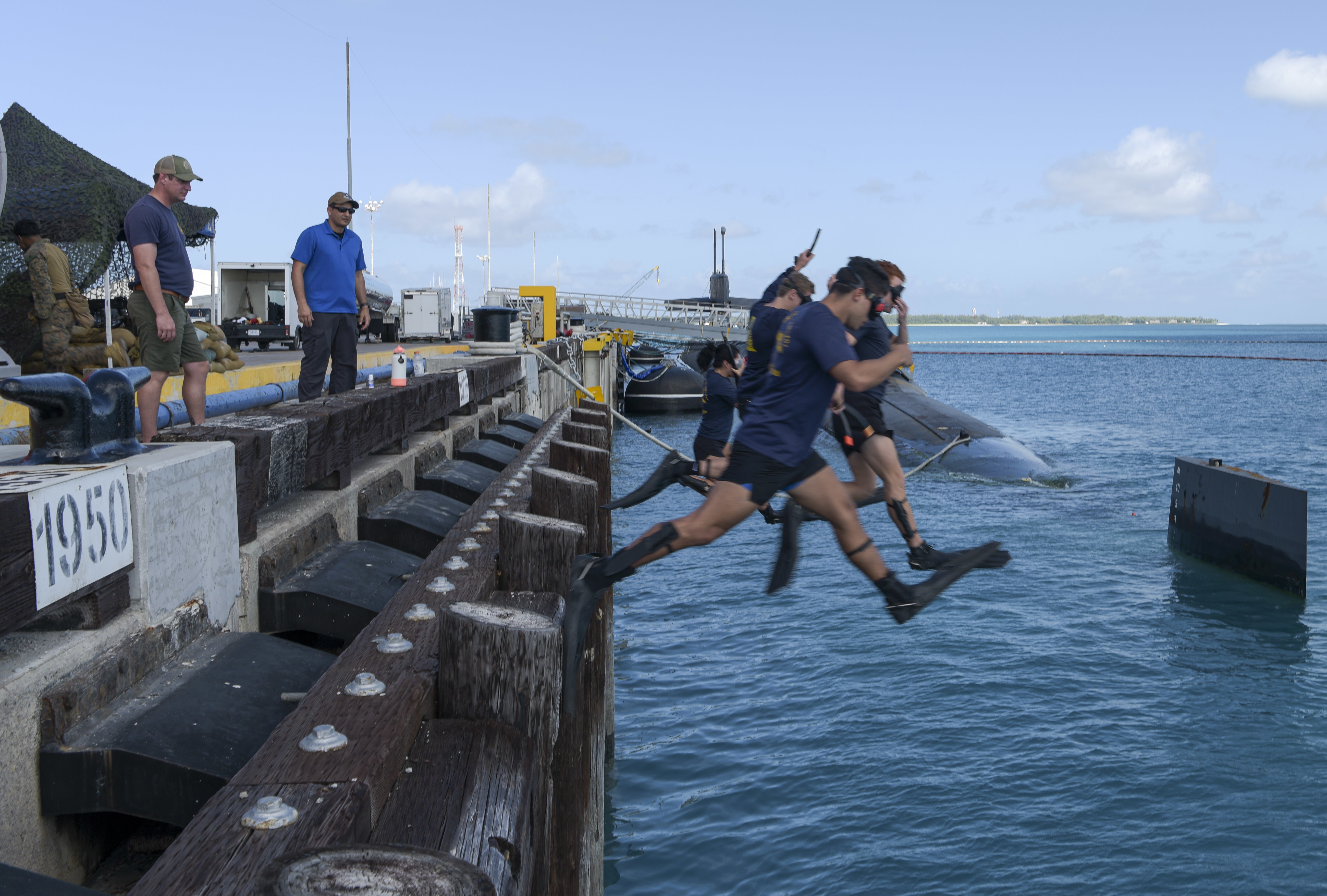 Anti-terrorism Force Protection Security Swim by Ohio-class ballistic ...