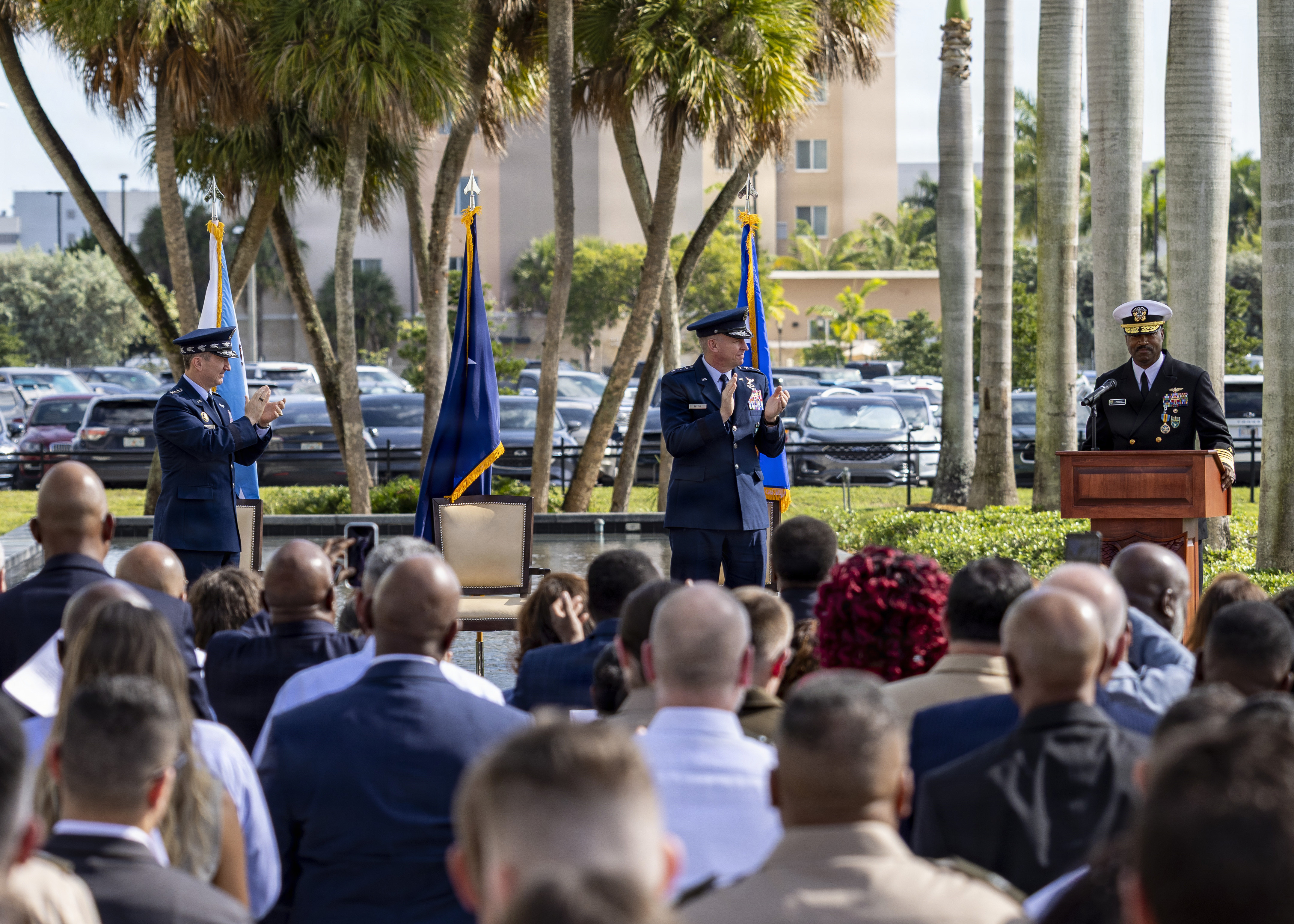 Lt. Gen. Pettus Assumes Command of SOUTHCOM; Adm. Holsey Retires > U.S ...