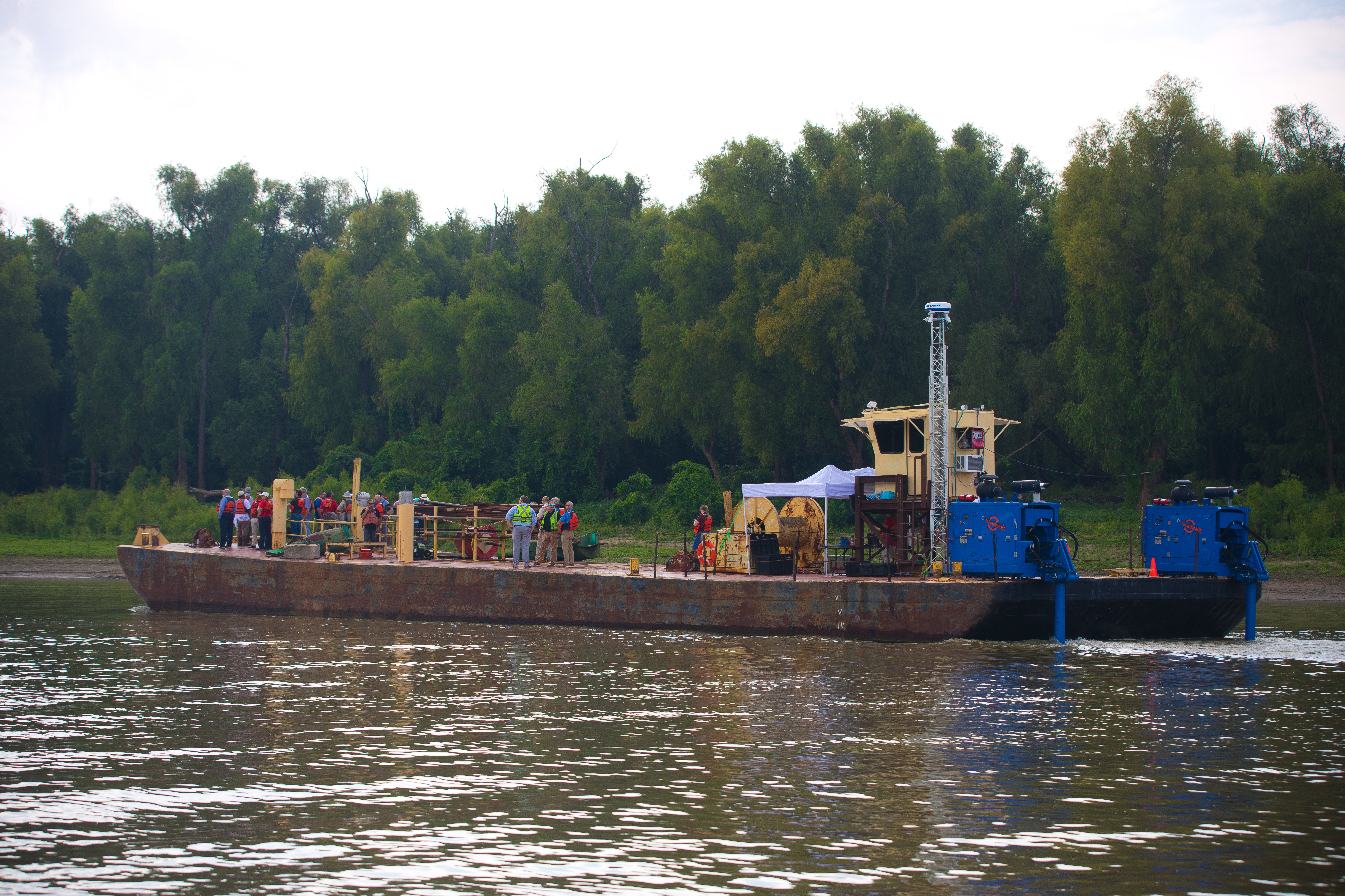 Autonomous barge kits improve logistical capabilities for joint forces ...