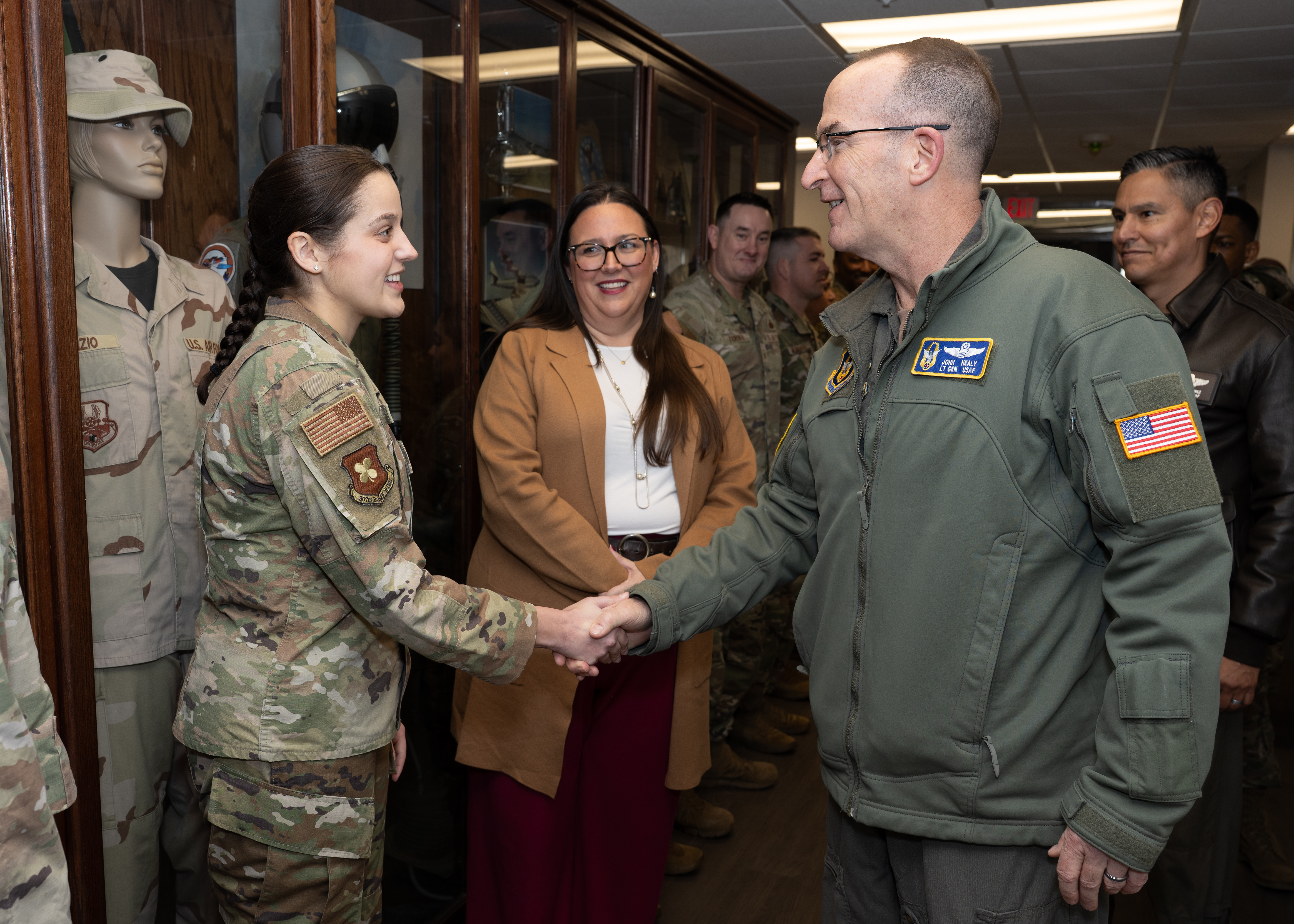 Lt. Gen. Healy visits Barksdale, underscores reserve bomber readiness ...
