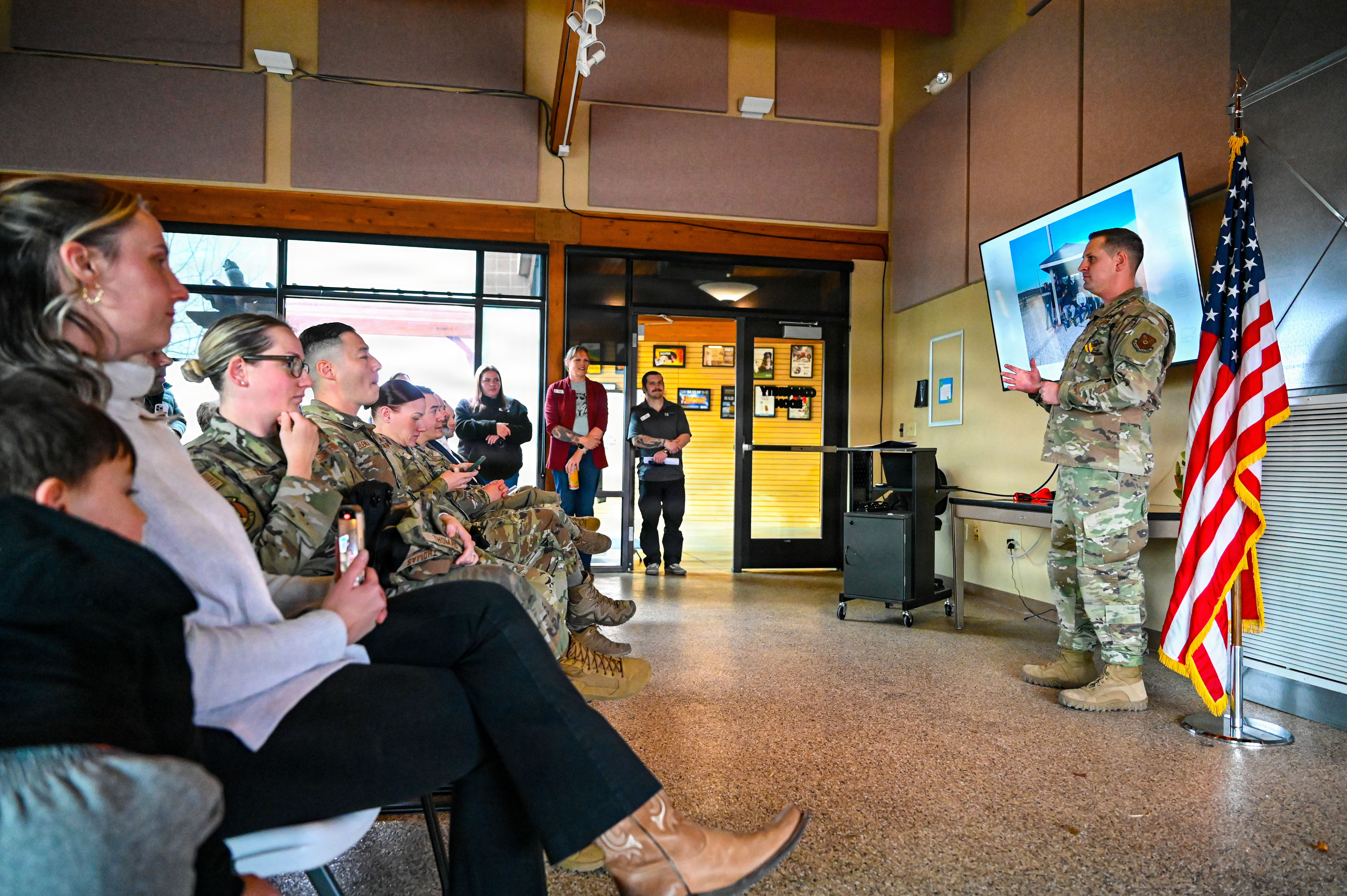 90 MW and CAS Partnership Revitalizes Dog Park > 505th Command and ...