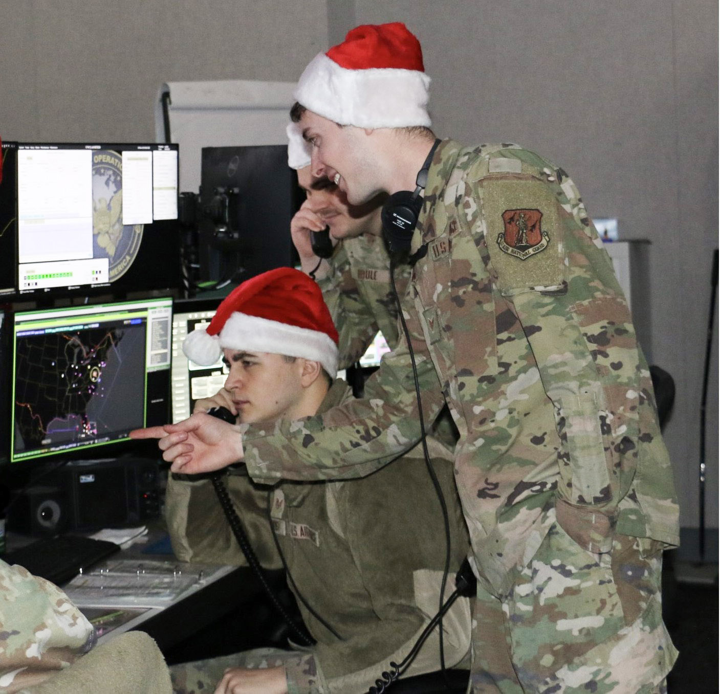 New York Air Guard Supports NORAD's Annual Santa Tracking Operation on ...