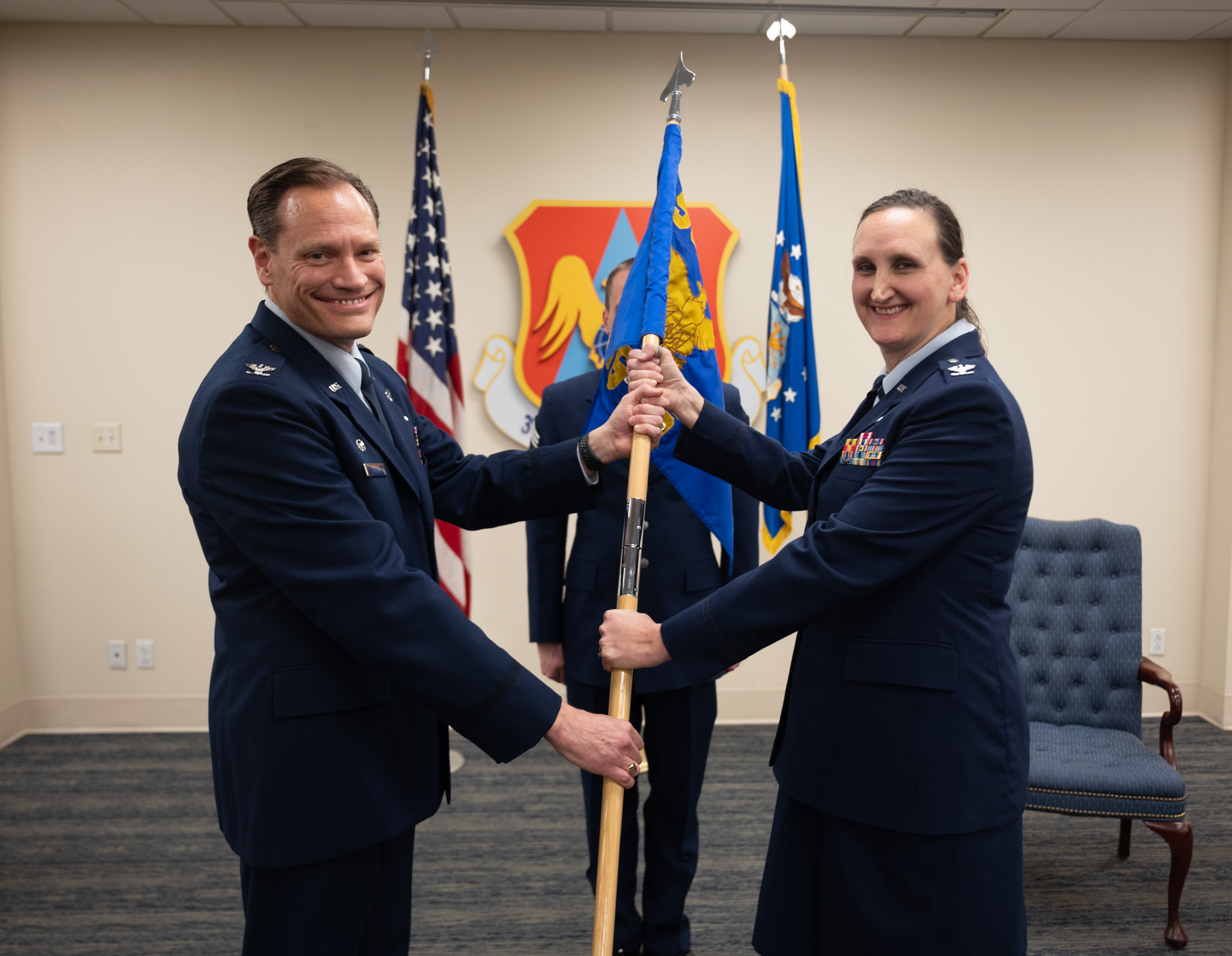 Col. Ruth Turner assumes command of the 932nd Aeromedical Staging ...