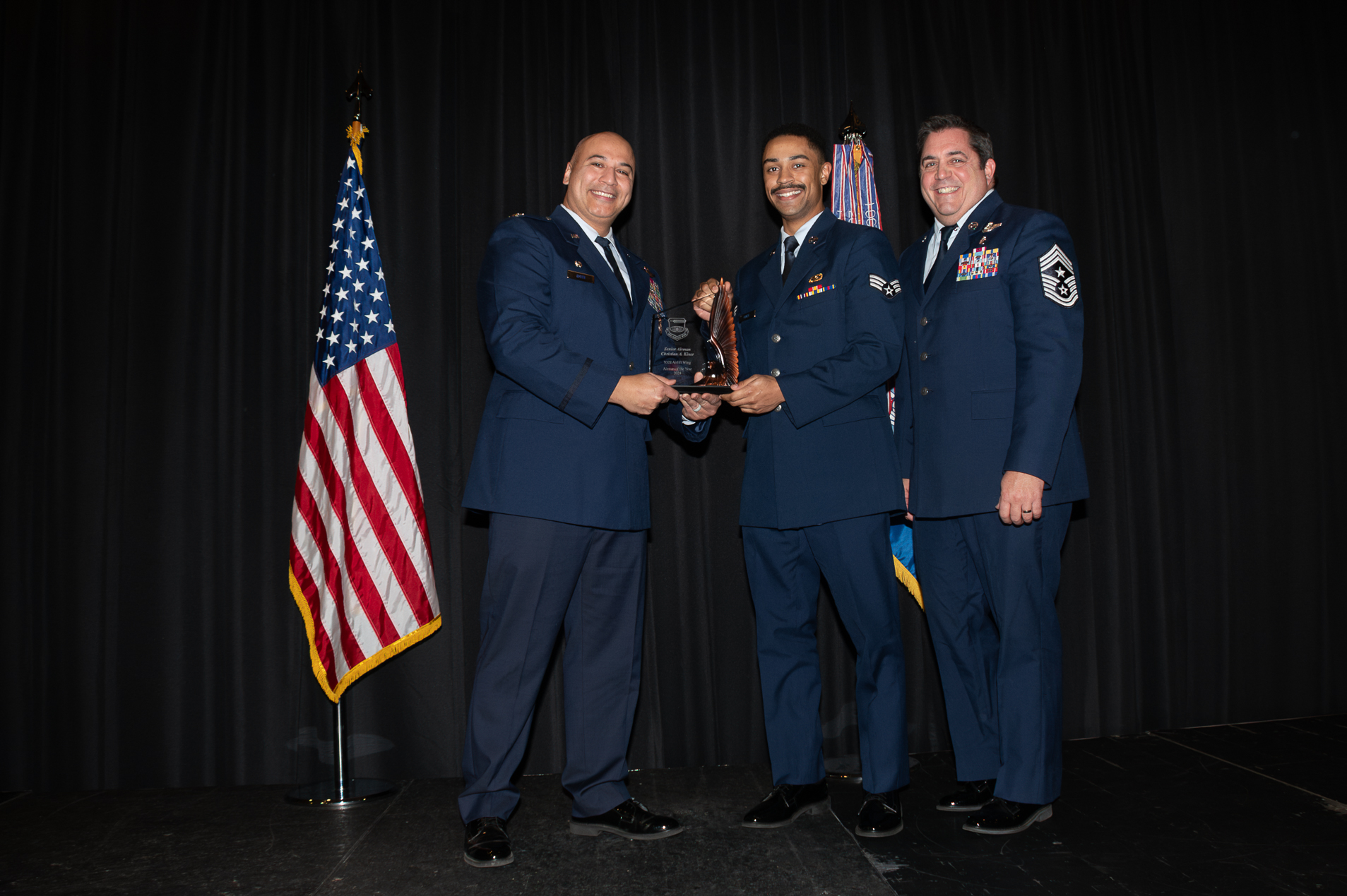 932nd Airlift Wing recognizes its top performers during its annual ...