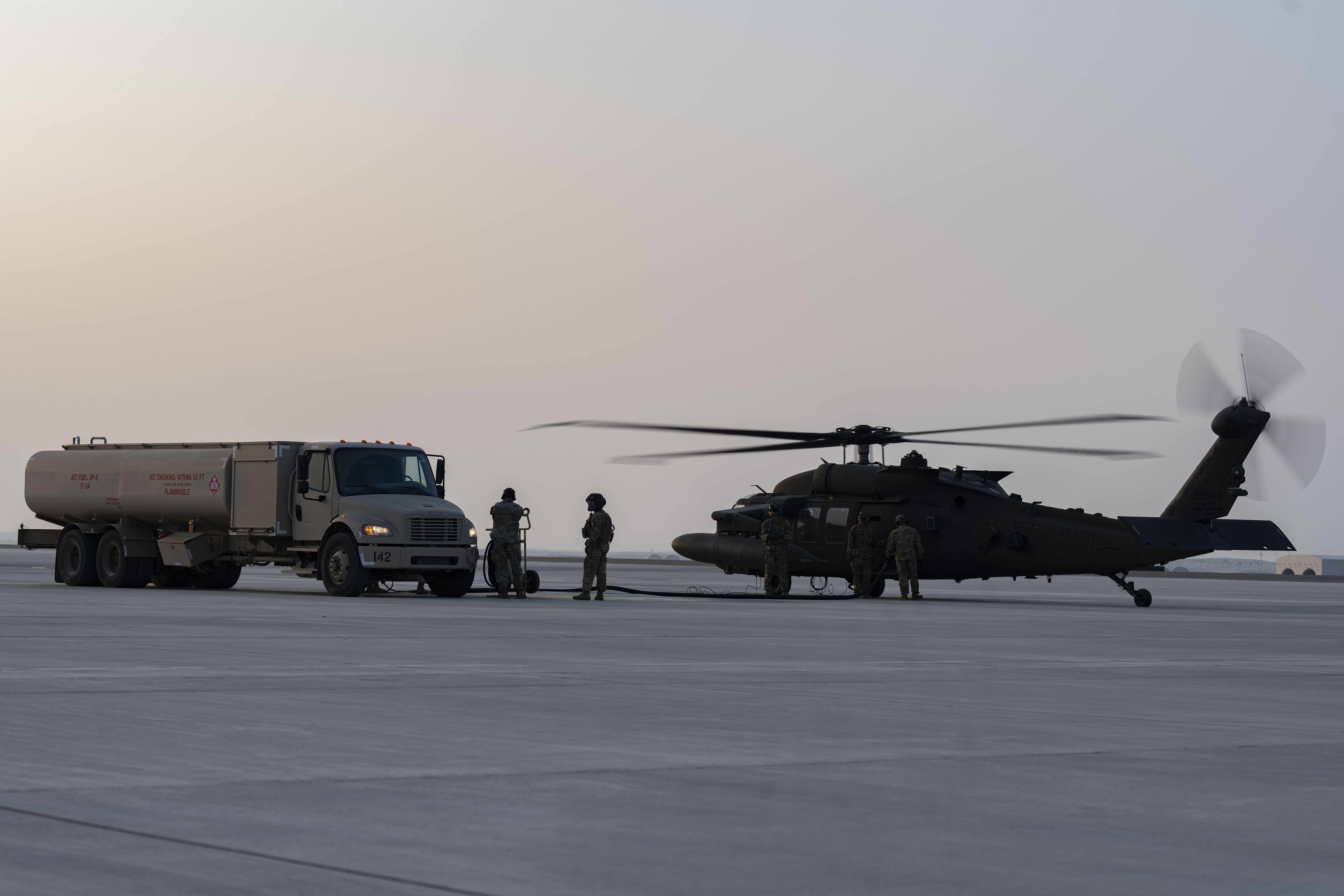 Hot-Pit refueling certification expands 380th AEW advantages > U.S. Air ...