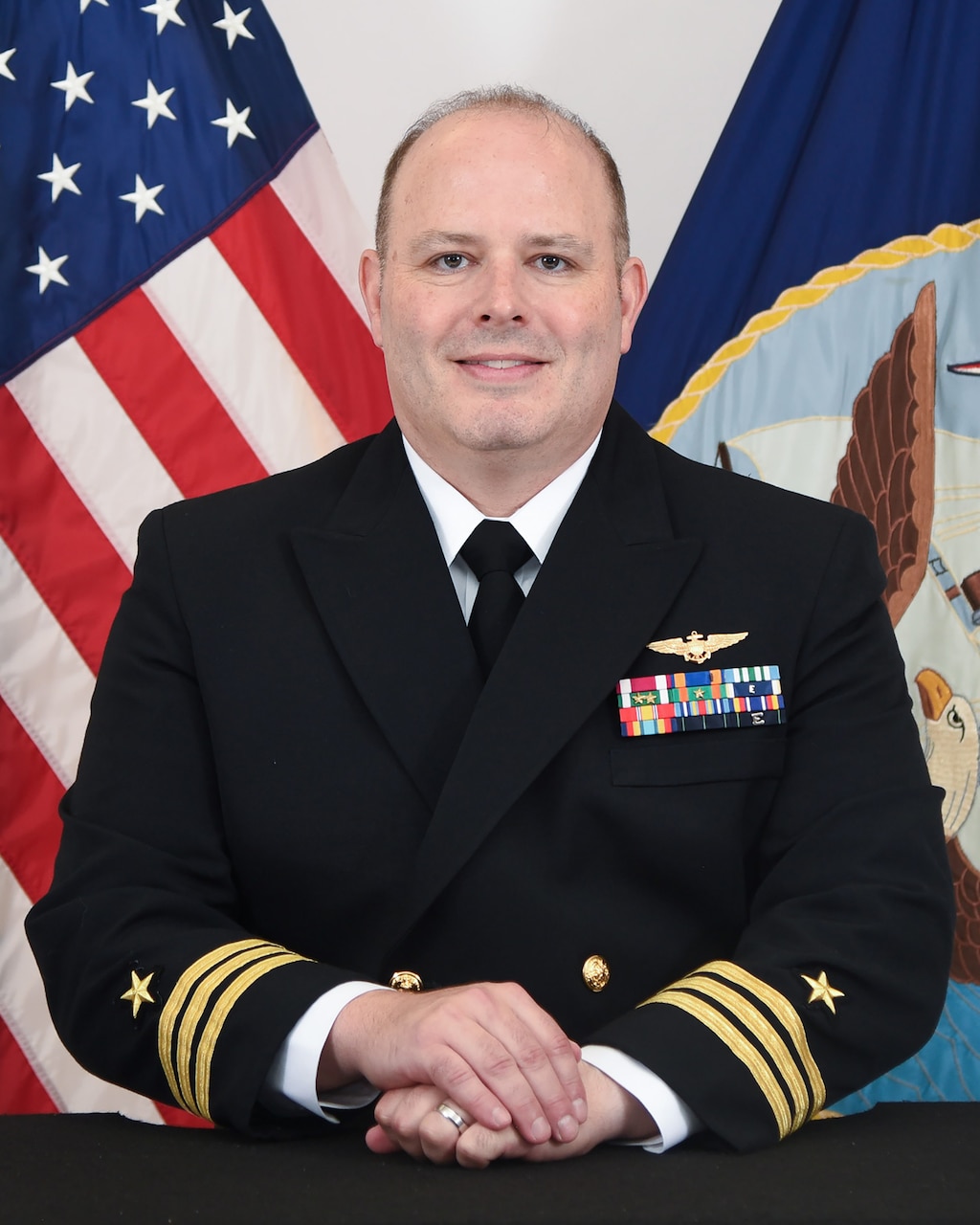 xo > Commander, Navy Region Southeast > Bio Detail