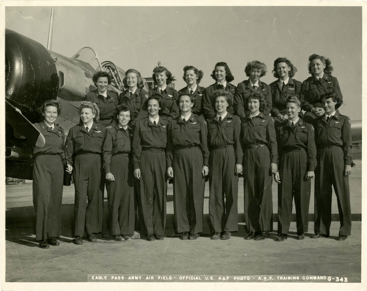 FLYING THE ARMY WAY > National Museum of the United States Air Force ...