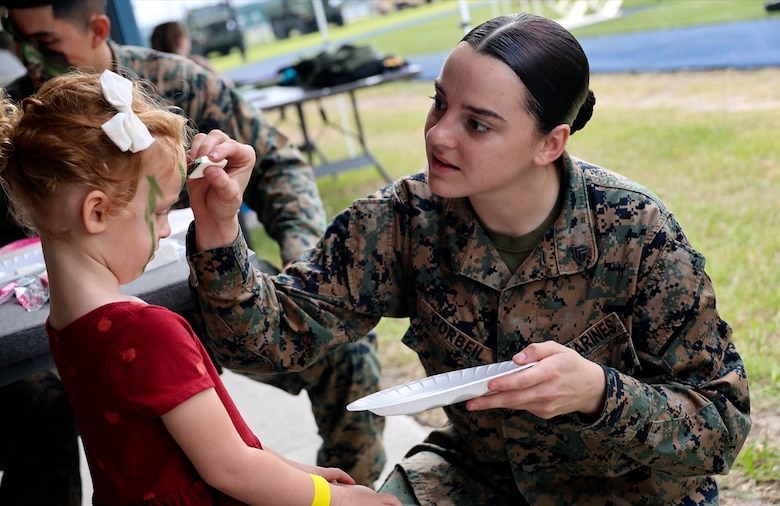 U.S. Marine Corps Logistics Command > Marine Corps Logistics Command
