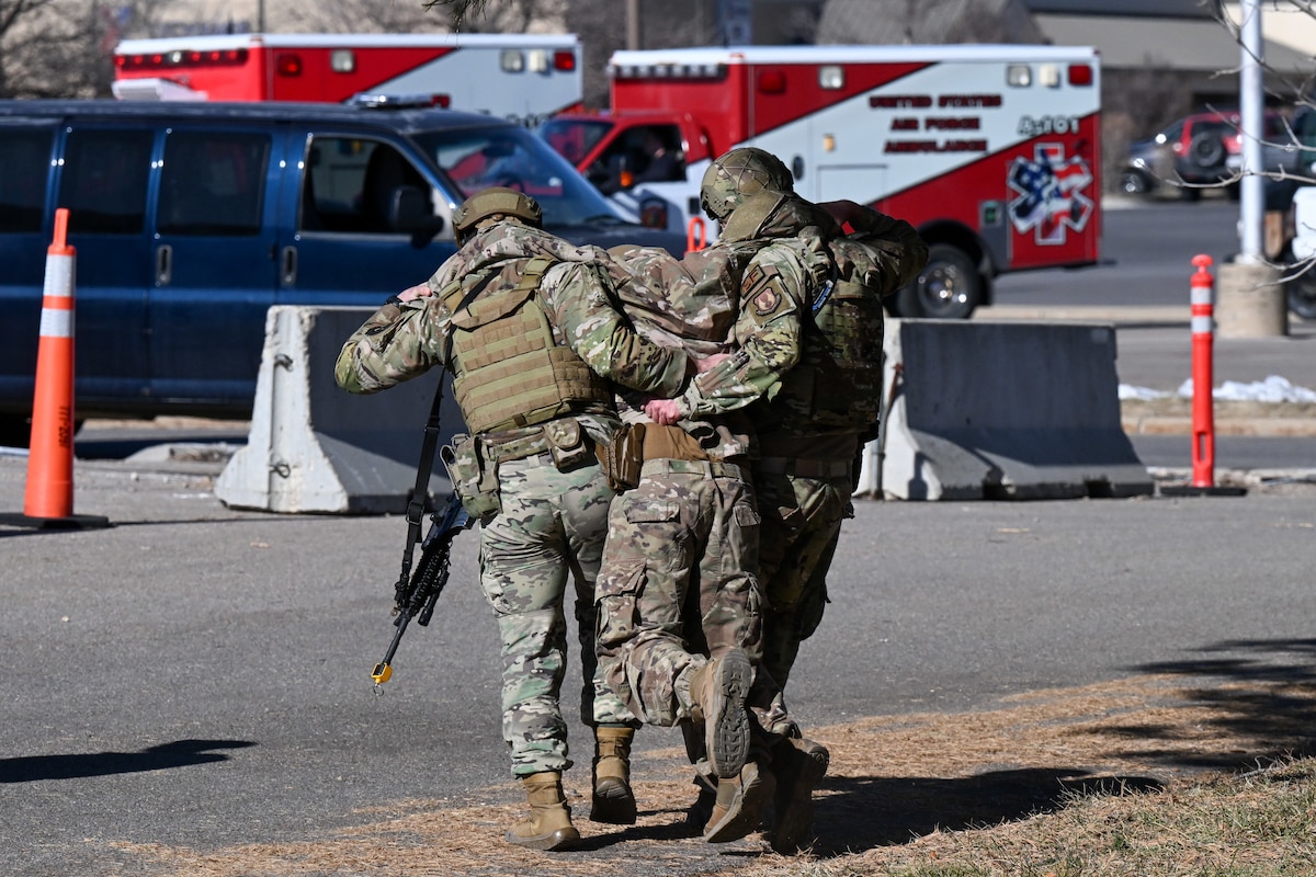 Hill’s EOD, Fire, and Security Forces train together in hostage ...
