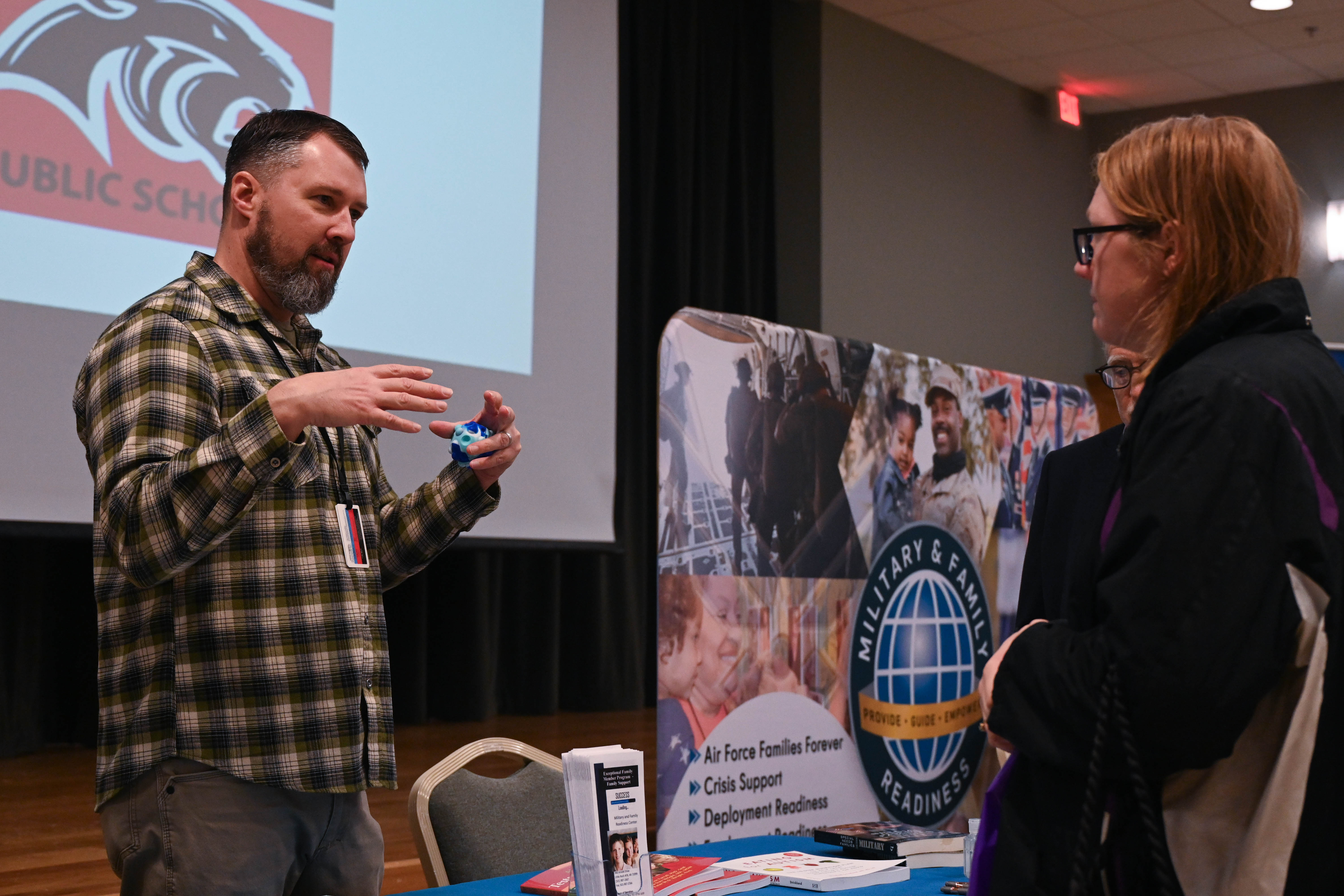 Team Little Rock hosts Family Resource Fair > Little Rock Air Force ...