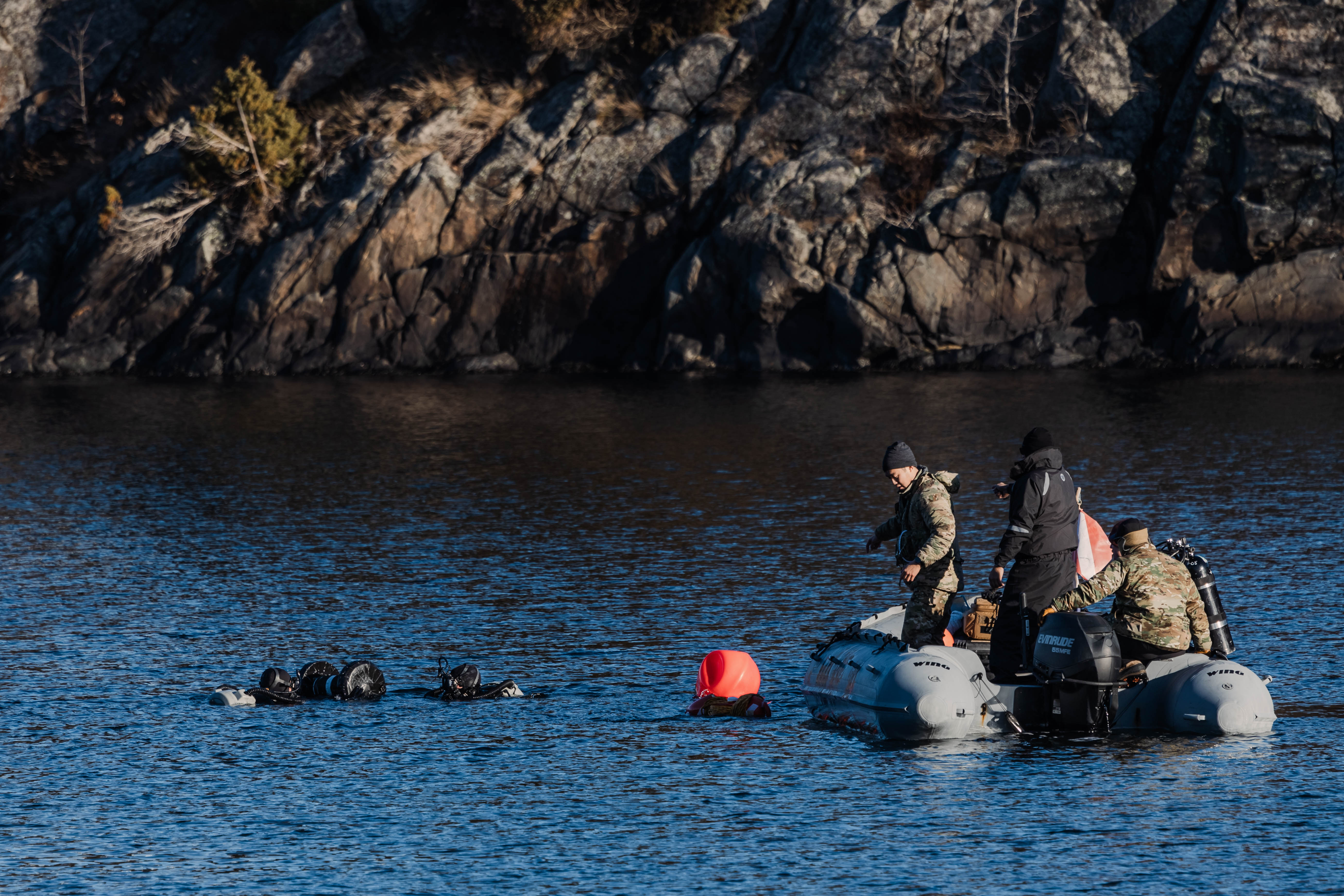 U.S. Navy EOD Conducts Arctic Warfare Exercise ‘Arctic Specialist’ with ...