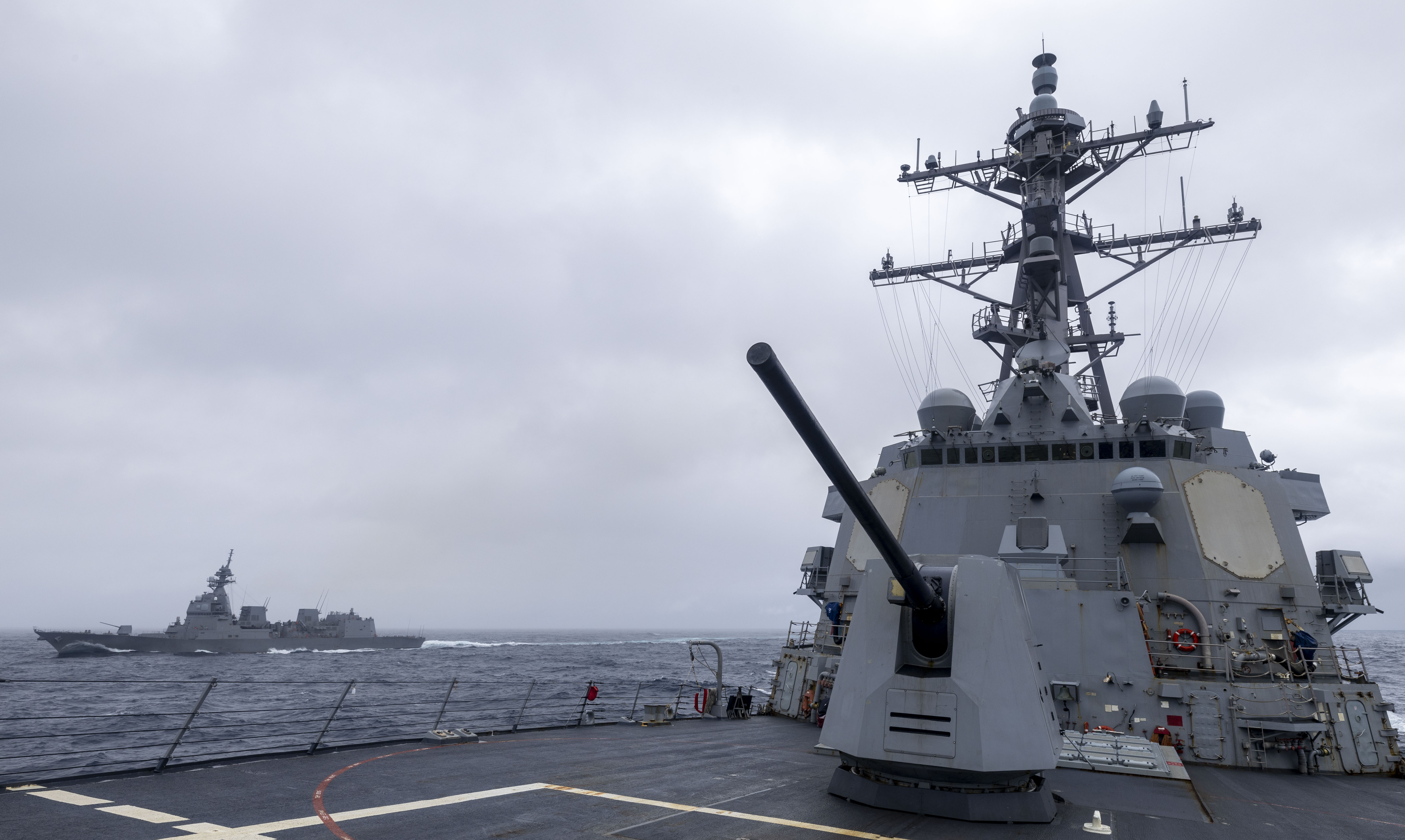 US, Japan Conduct Combined Operations > Commander, U.S. 7th Fleet > Display