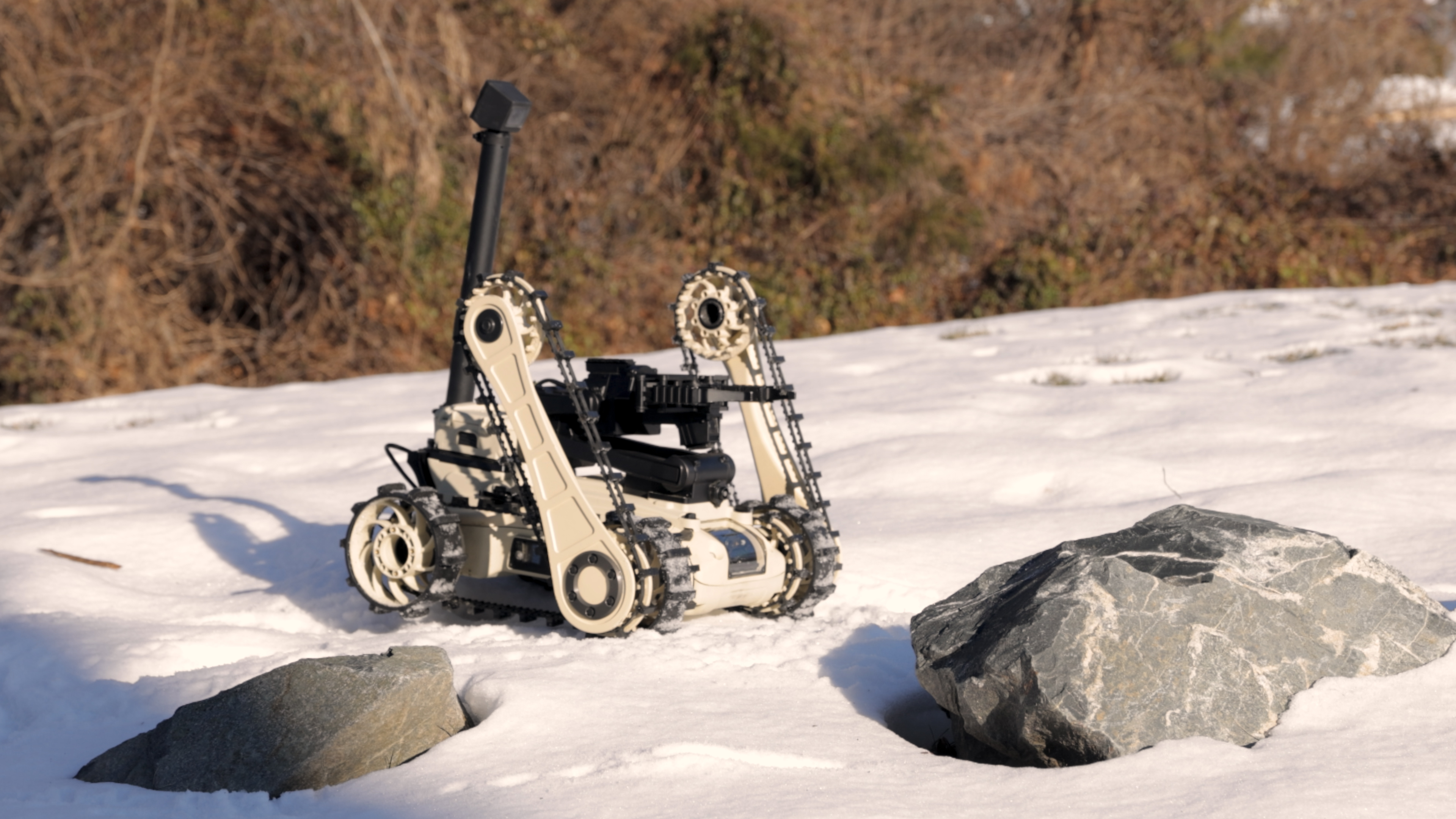 Robots on the Frontline: Clearing Hazards with MTGR > Marine Corps ...