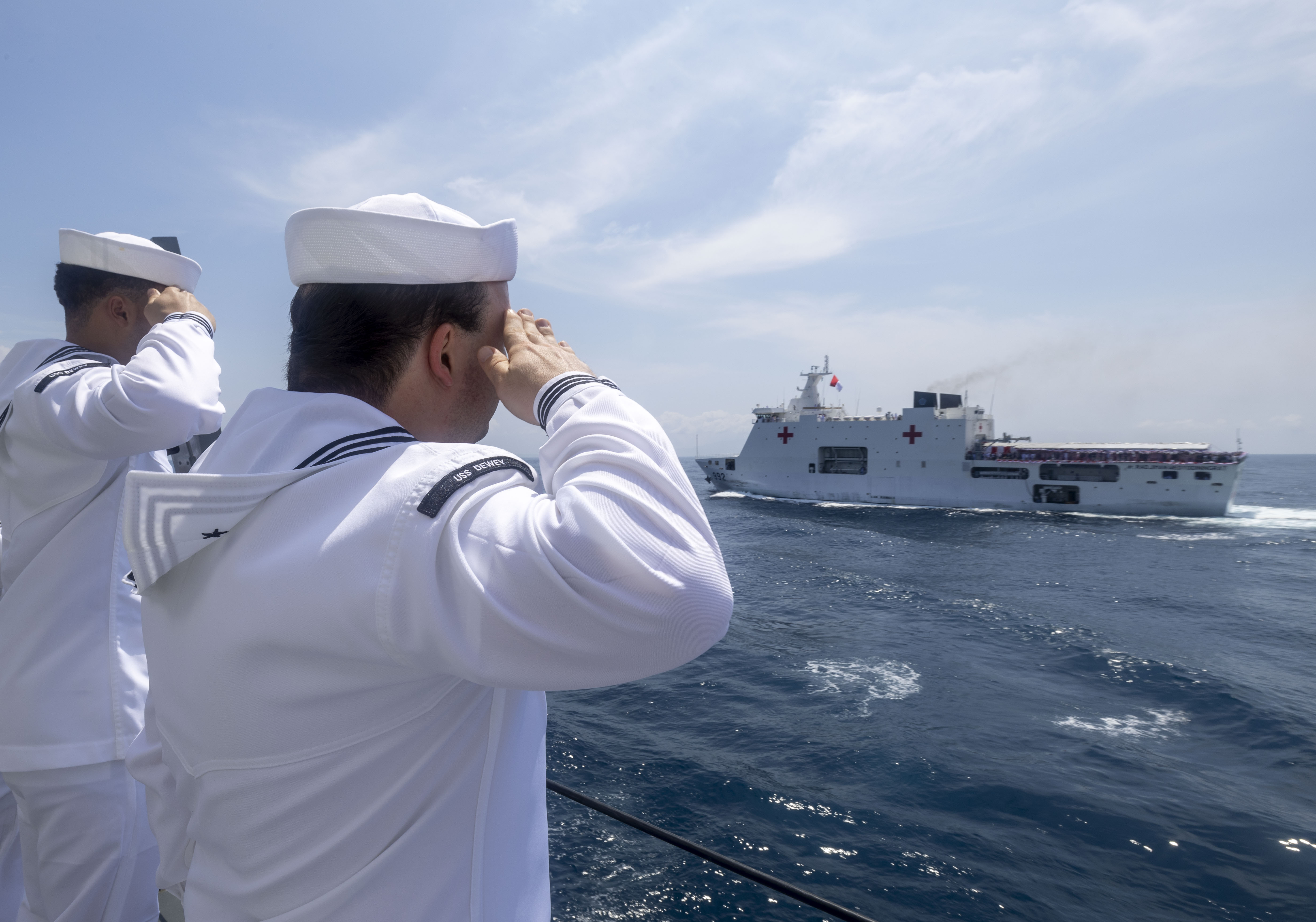 U.S. Navy Joins Multilateral Naval Exercise Komodo in Indonesia ...