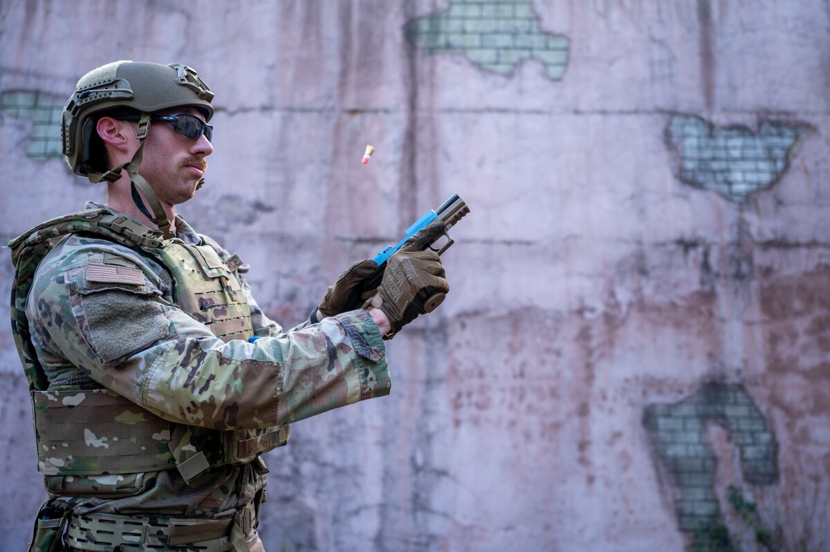 Beyond the base: Security Forces preps for emerging threats > Hurlburt ...