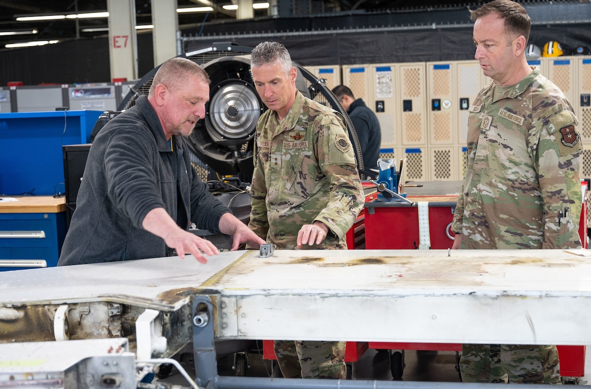 T-38 Maintenance Depot Visit Highlights Program's Role in Extending ...