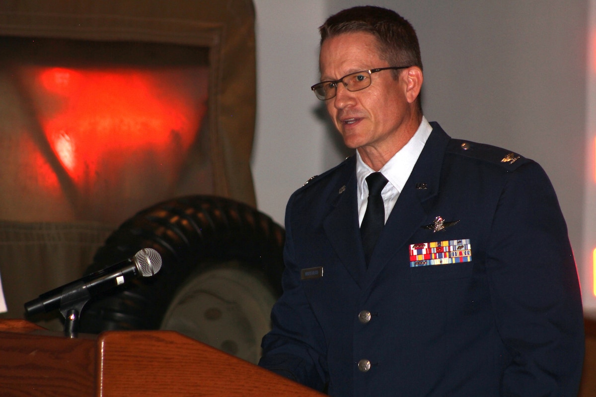 860th Cyberspace Operations Group receives new commander > 960th ...