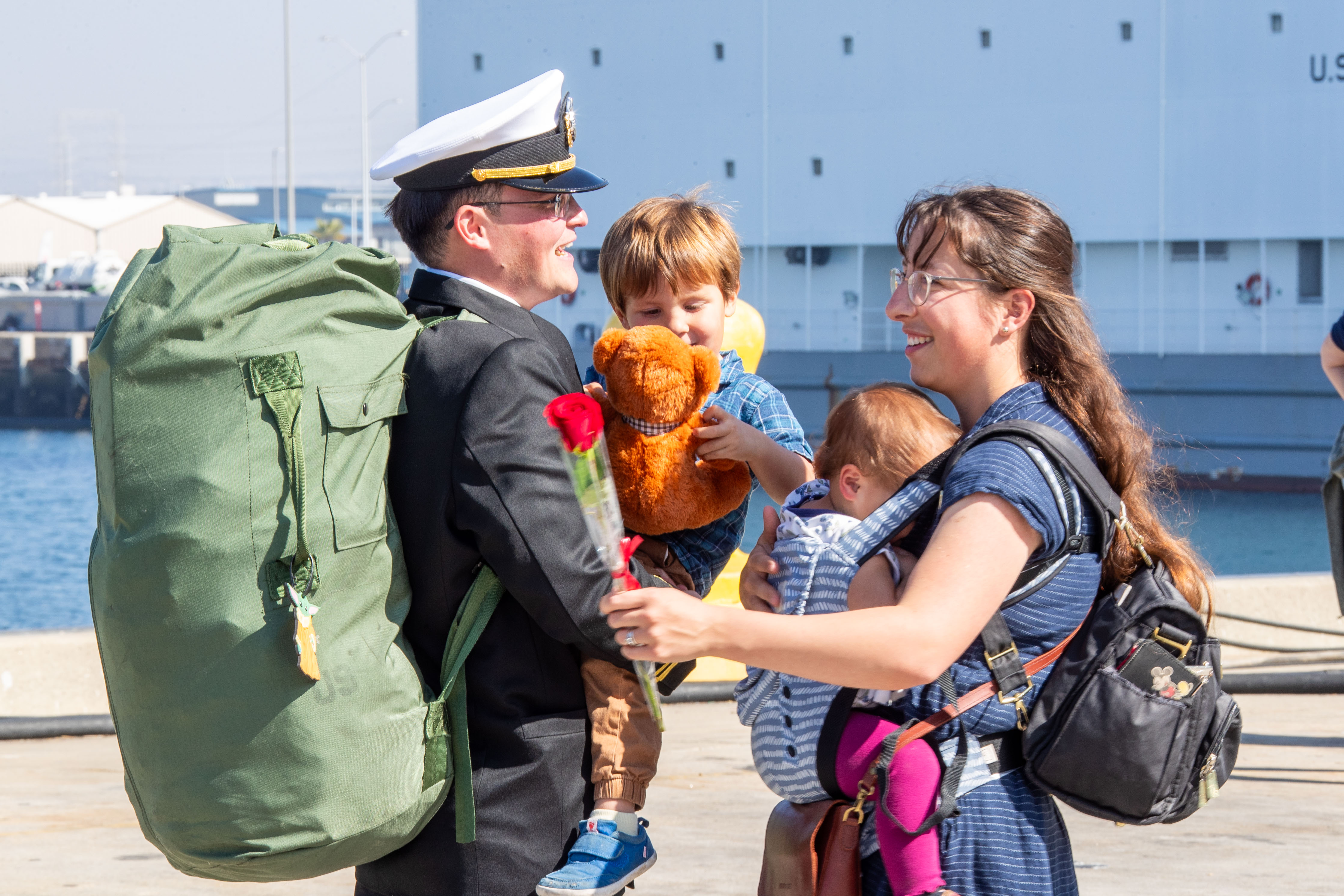 USS Stockdale returns home after seven-month deployment to 5th Fleet and 7th Fleet > United ...