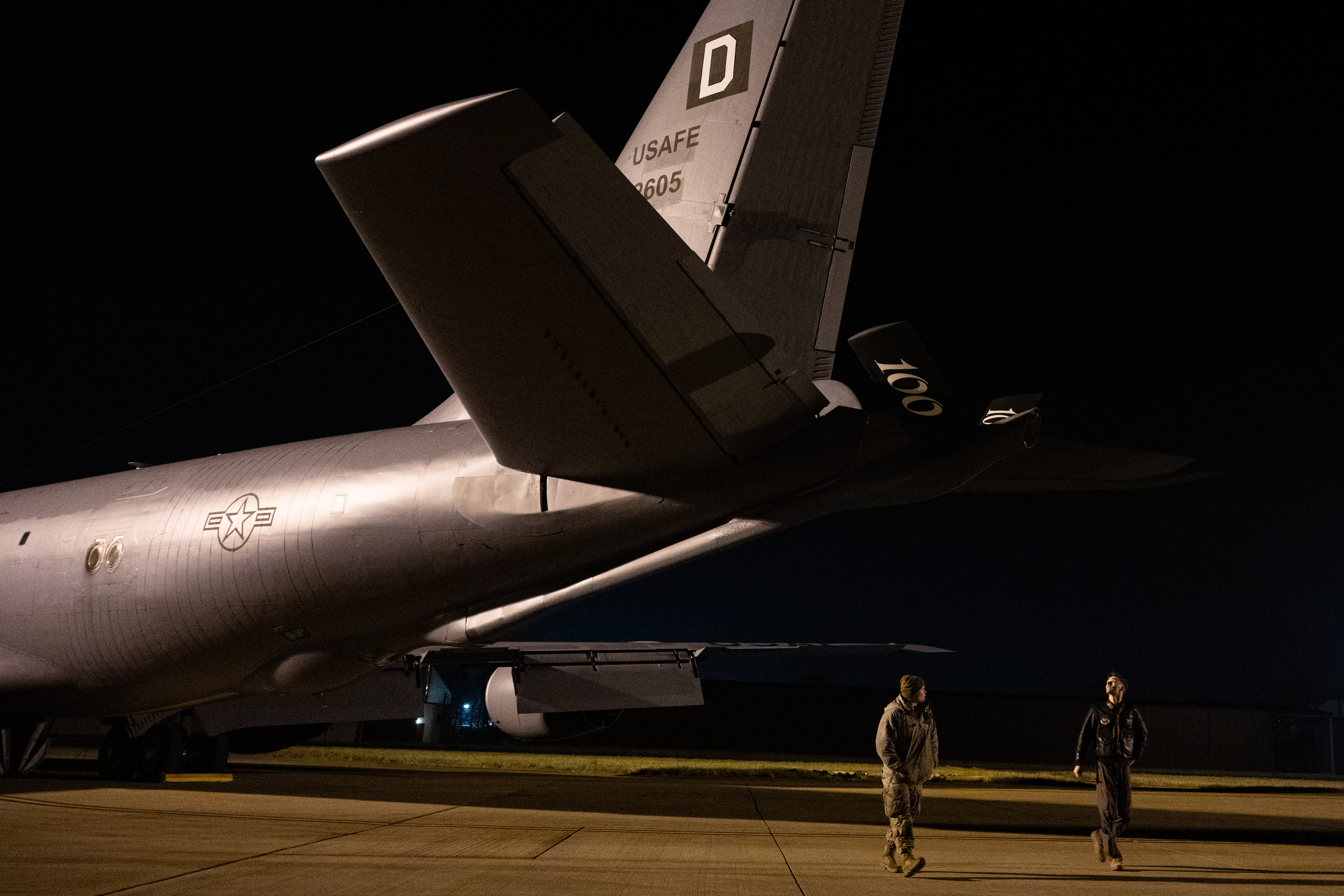 100th ARW refuels two B-52’s during BTF 25-2 > Air Force Global Strike ...