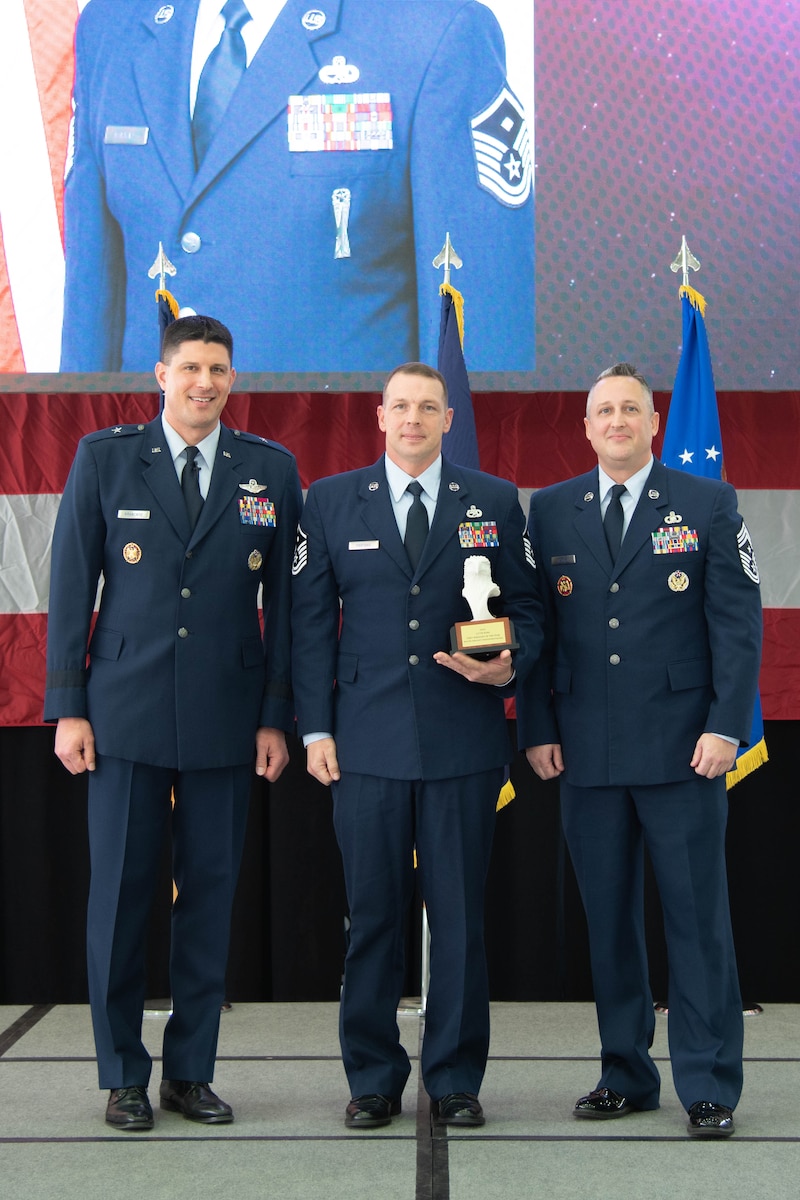 Wing awards outstanding Airmen, employees > 127th Wing > Articles