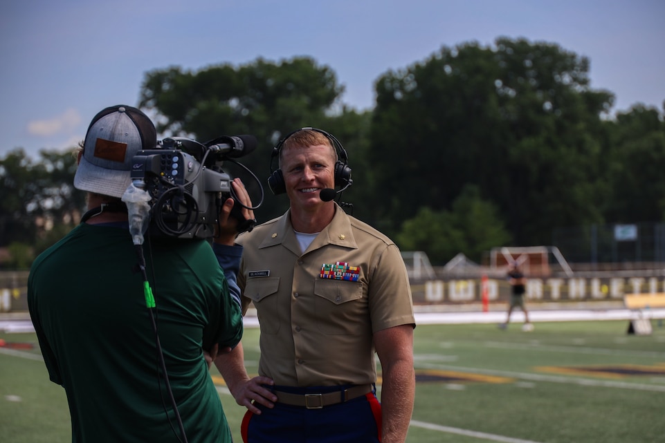 From the Gridiron to the Frontline: Football and the Marine Corps > 9th ...