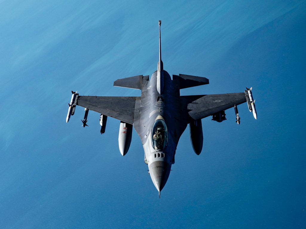 SOJTF-OIR commander visits deployed troops