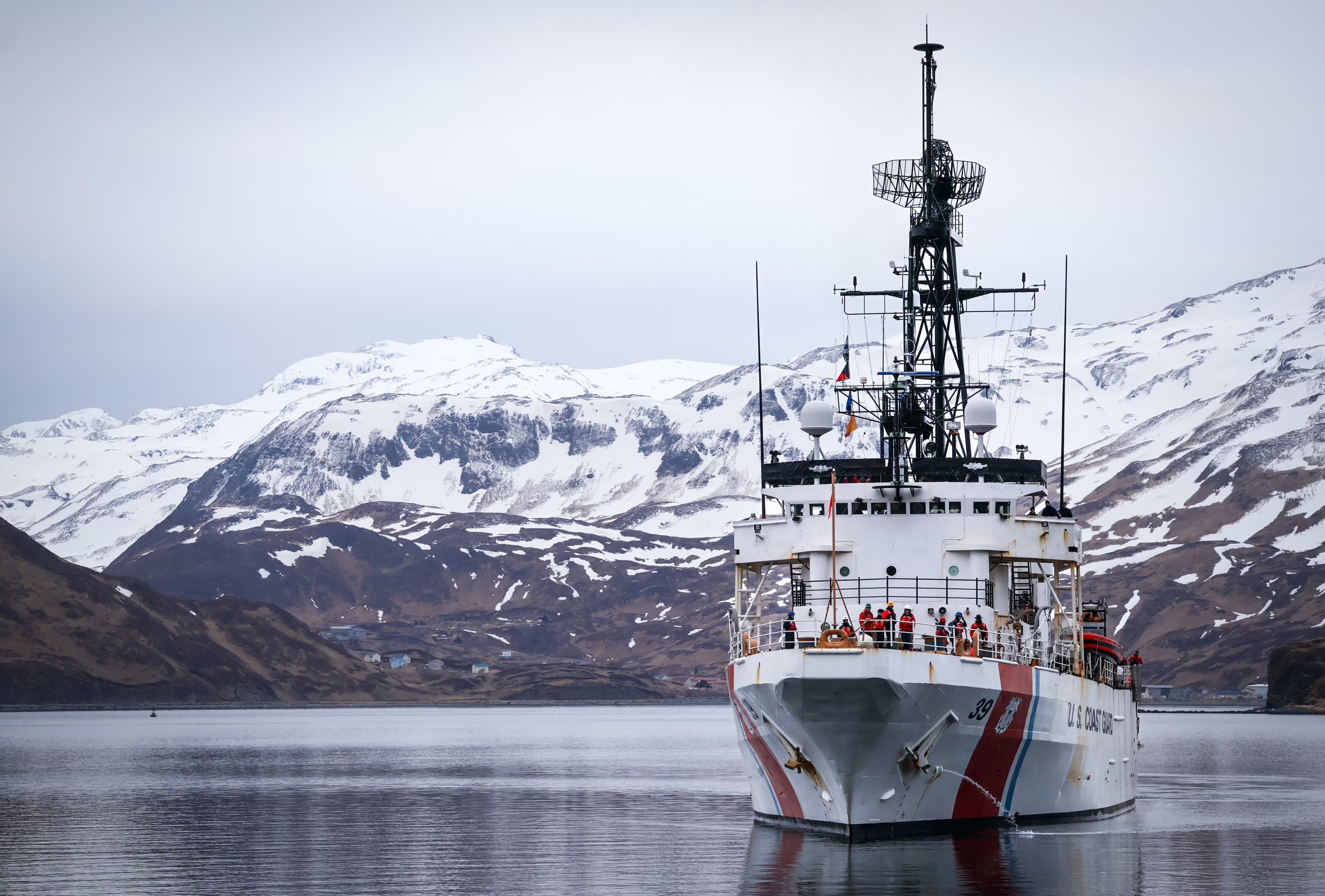 Alaska homeported cutter earns cutter of the year award > United States ...