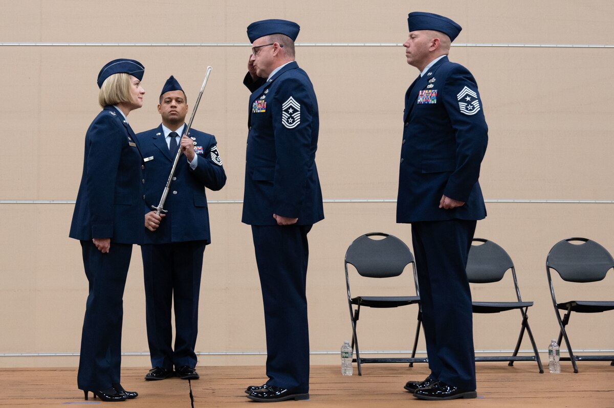 102nd Intelligence Wing welcomes new Command Chief > 102nd Intelligence ...