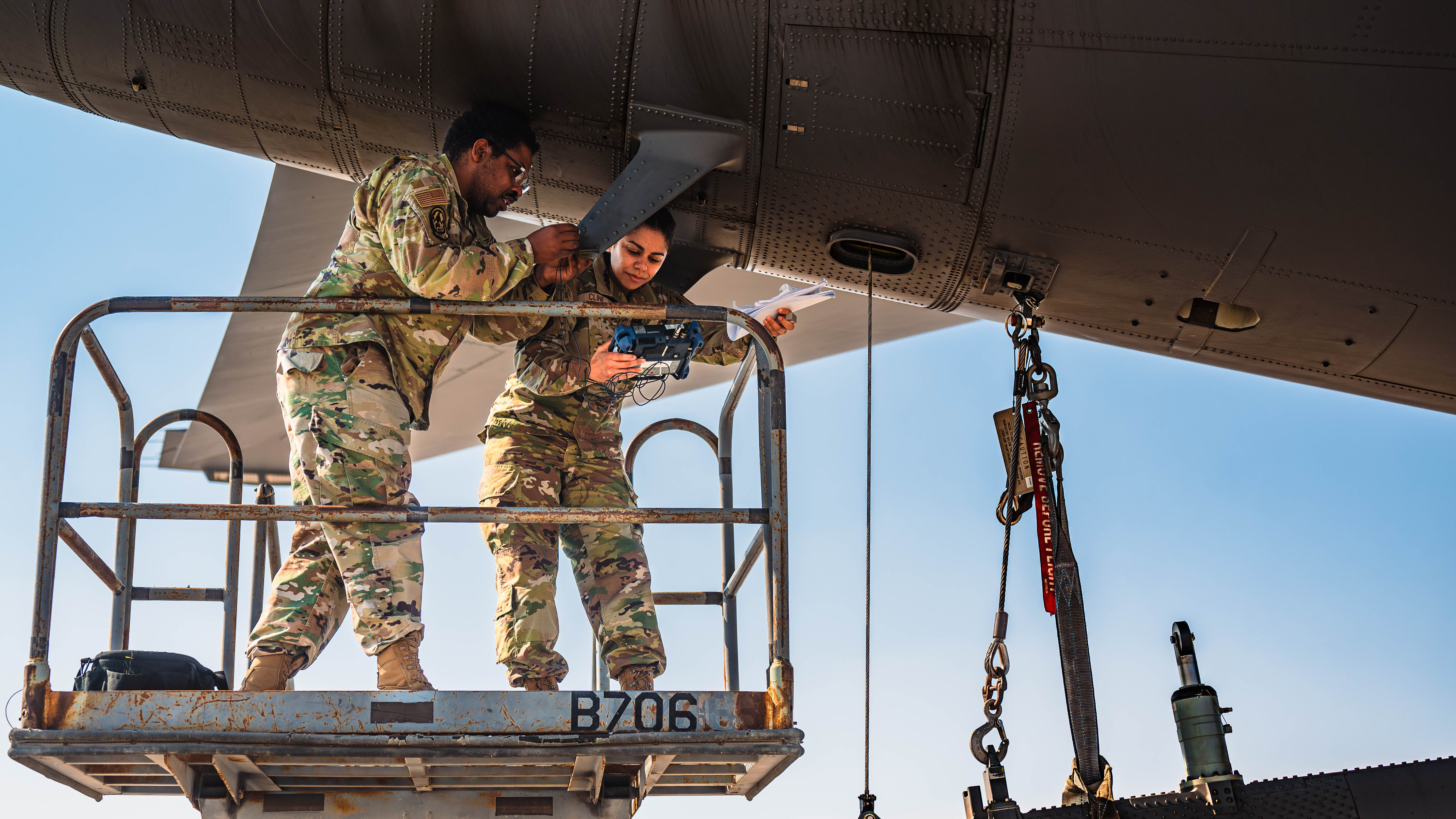 NDI specialists inspect aircraft damages > U.S. Air Forces Central ...