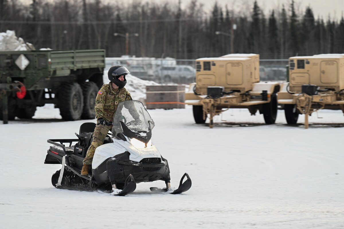 Total force integration on full display in joint exercise > Joint Base ...