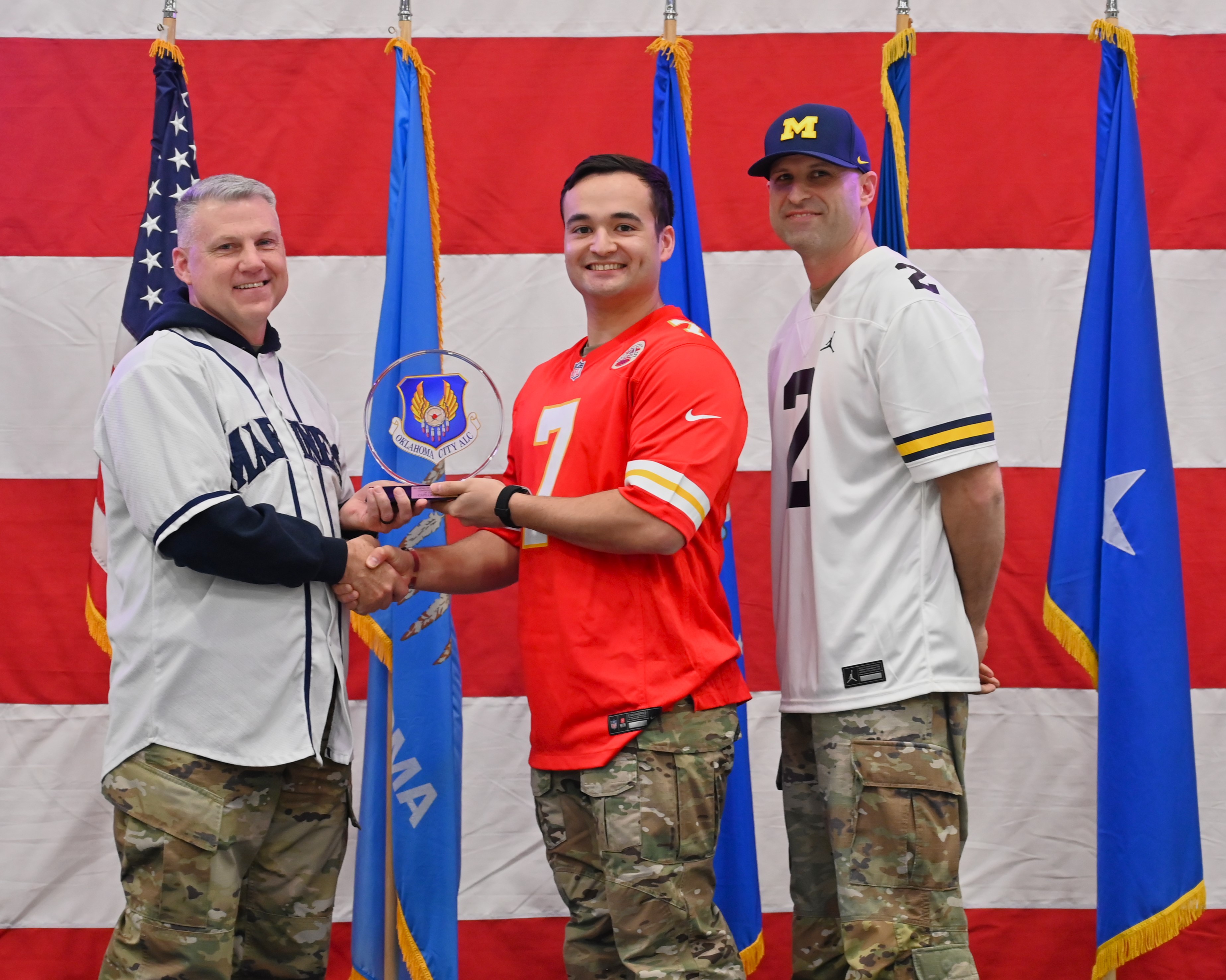 OC-ALC honors excellence at 2024 Annual Awards Ceremony > Tinker Air ...