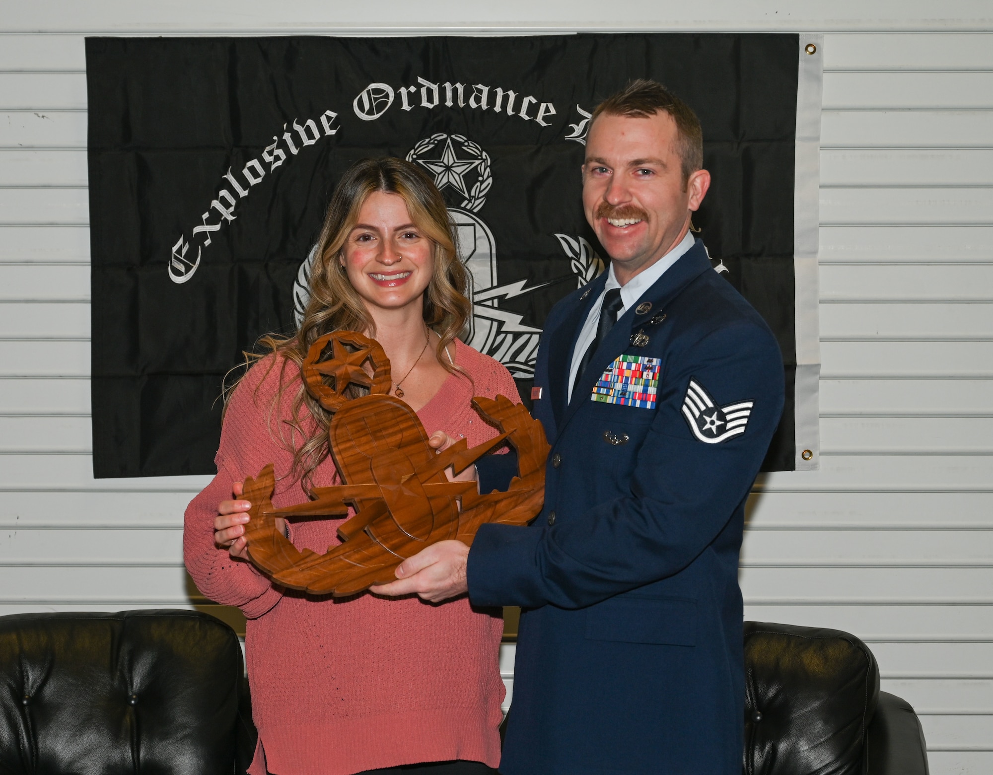 19th CES EOD technician earn ‘Master EOD Badge’ > Little Rock Air Force ...