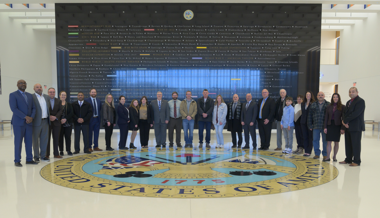 DLA Land and Maritime annual awards recipients honored > Defense ...