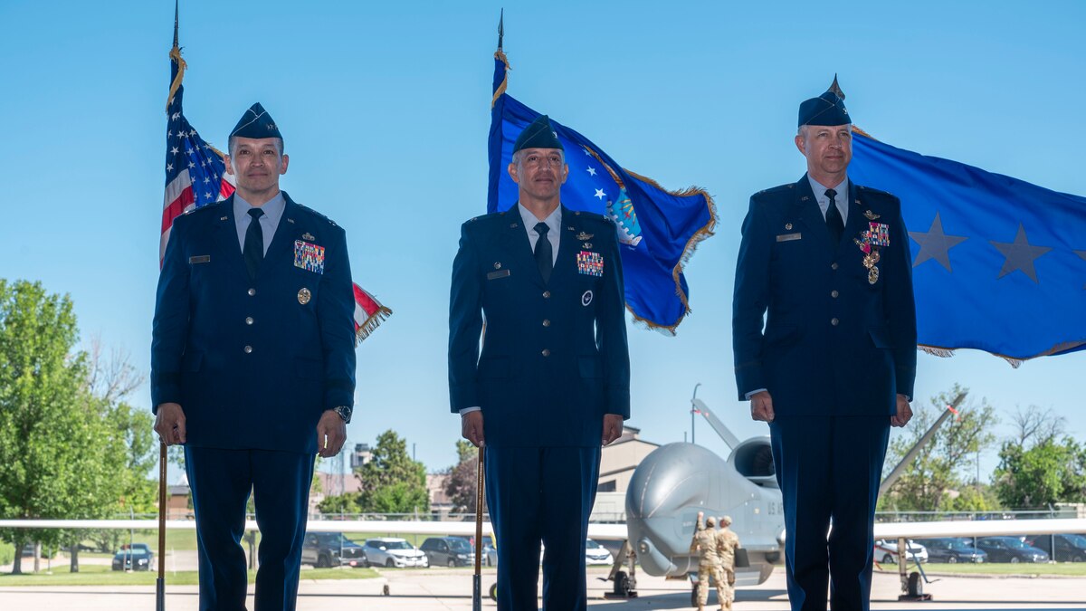 319th Reconnaissance Wing Welcomes New commander > Grand Forks Air ...