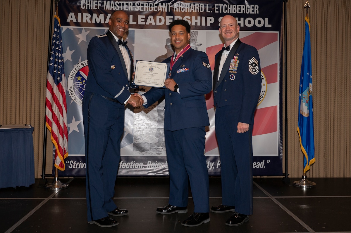 ALS Class 25-E celebrates graduation at Grand Forks AFB > Grand Forks ...