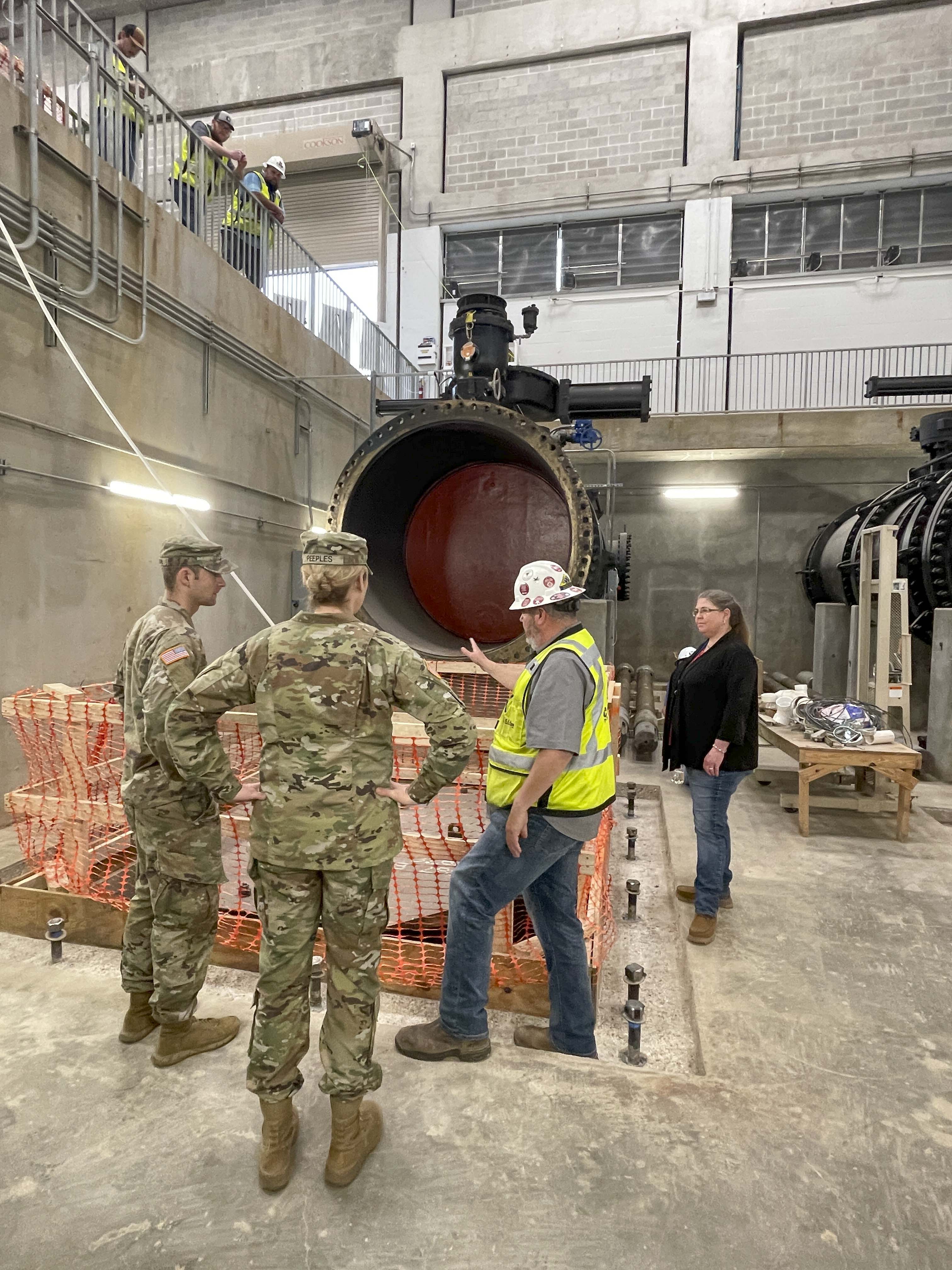 Project Tour | MVD Commanding General visits Grand Prairie Pumping ...