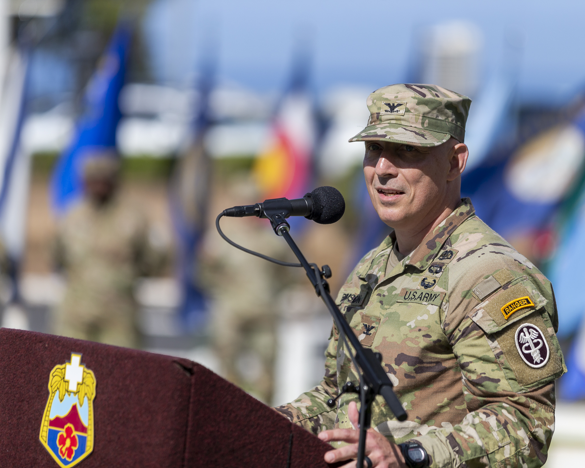 Tripler Army Medical Center Change of Command > Tripler Army Medical ...