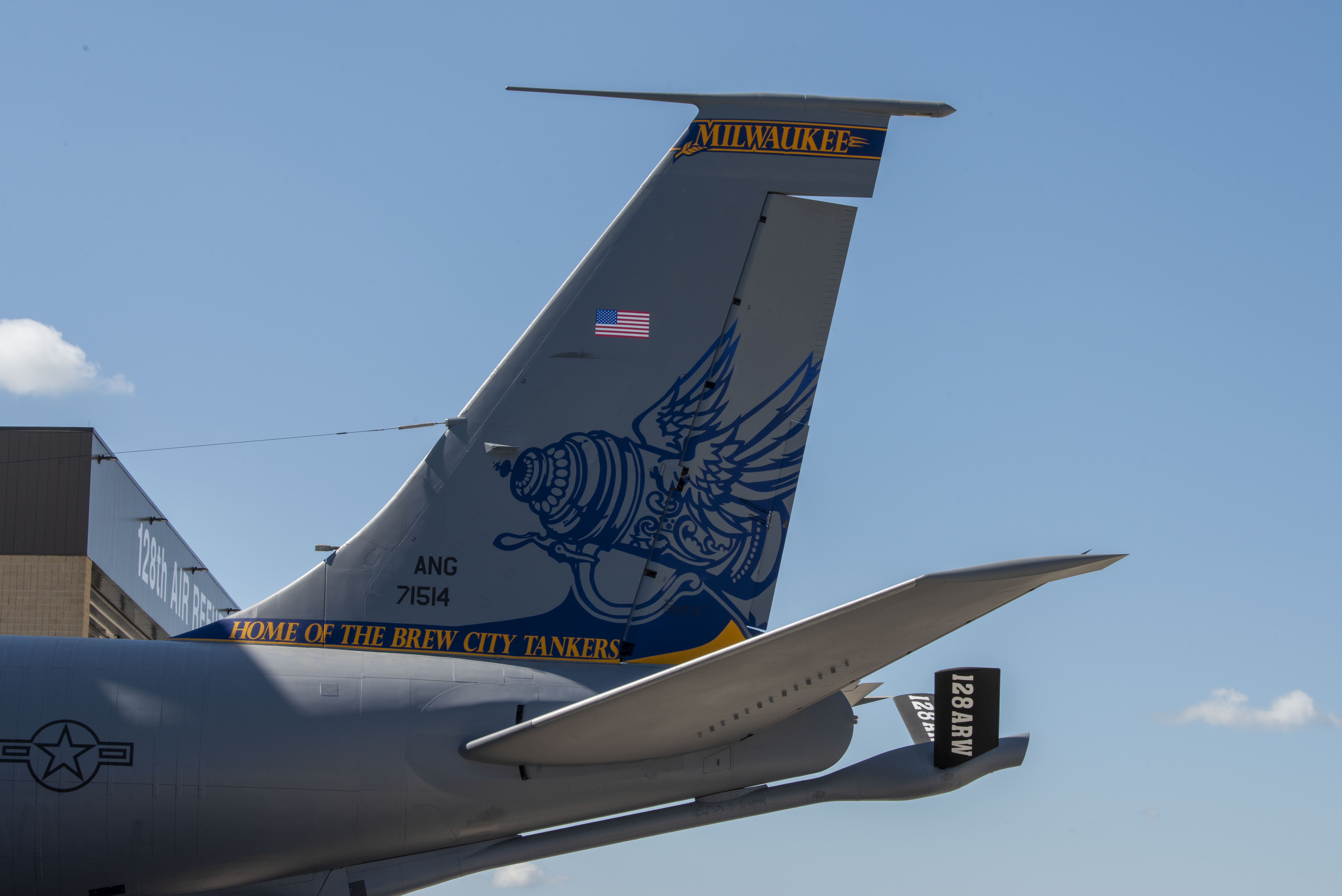 128th Air Refueling Wing Unveils Command Jet’s New Heritage Design ...