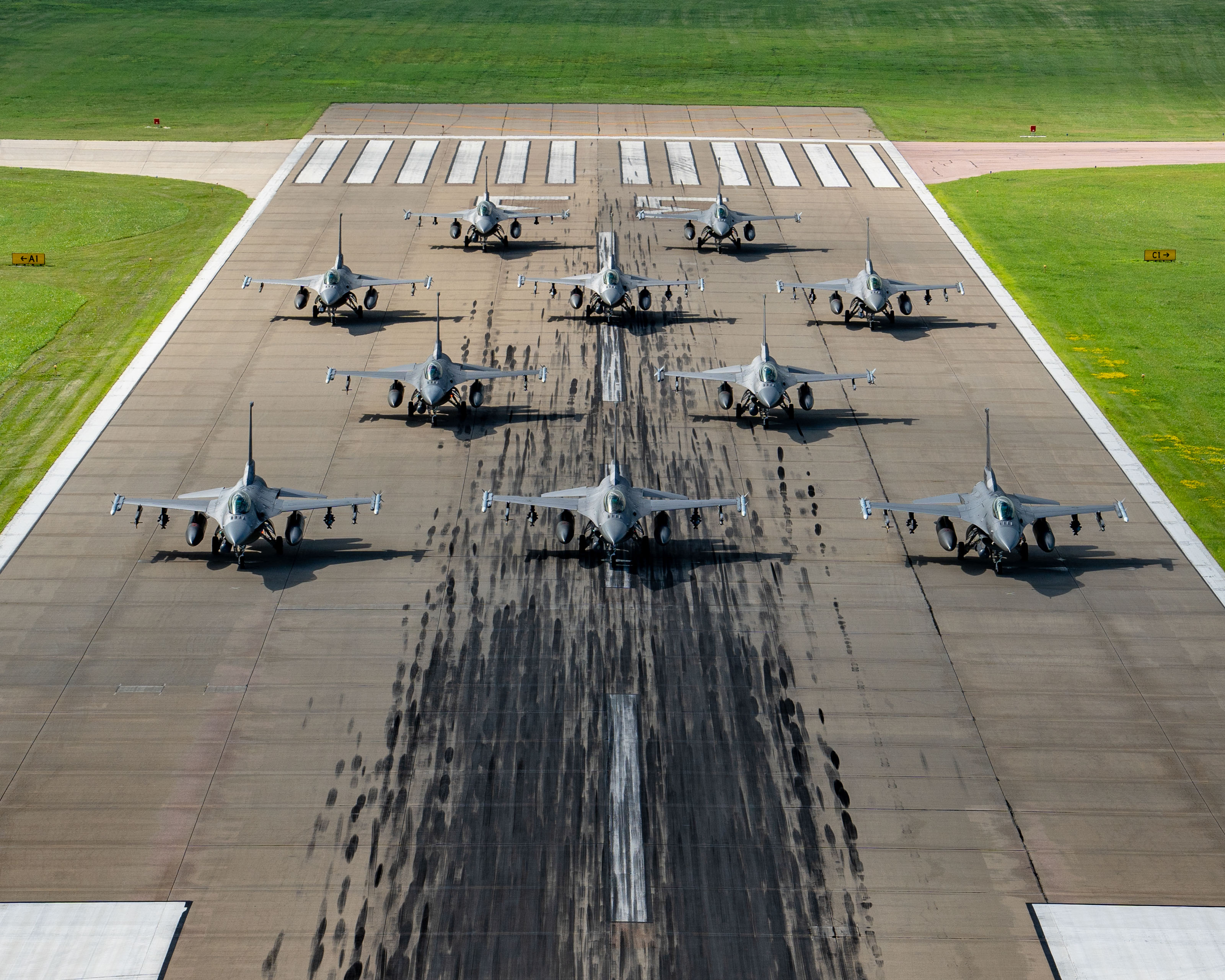 114th Fighter Wing conducts elephant walk > 114th Fighter Wing > News