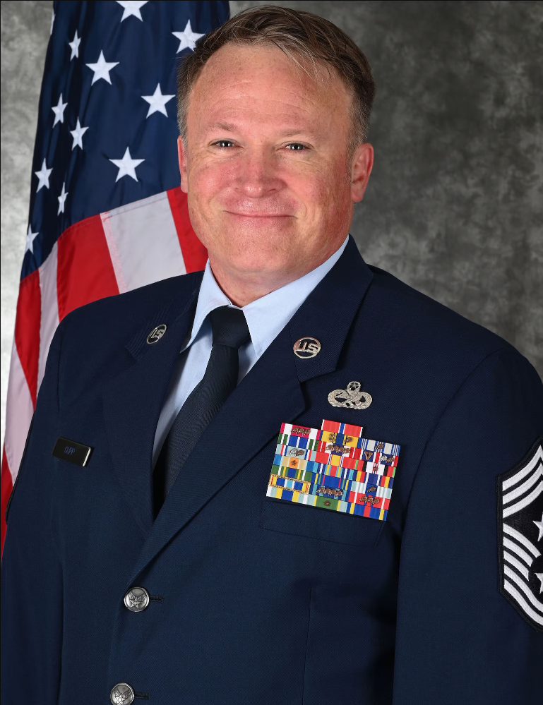 18th Wing command chief