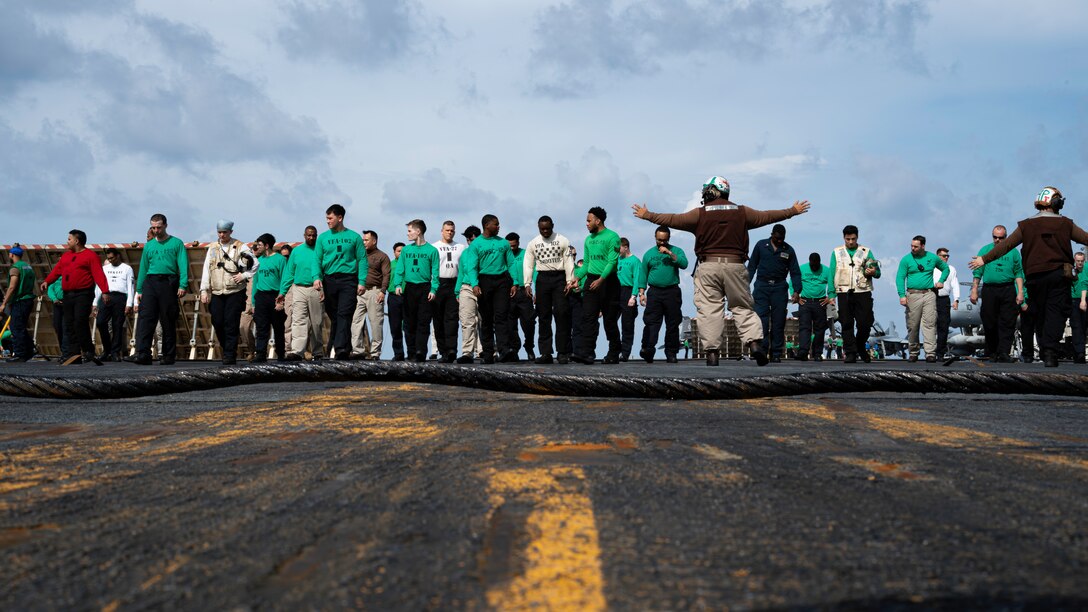 USS George Washington conducts FOD walkdown in Sulu Sea