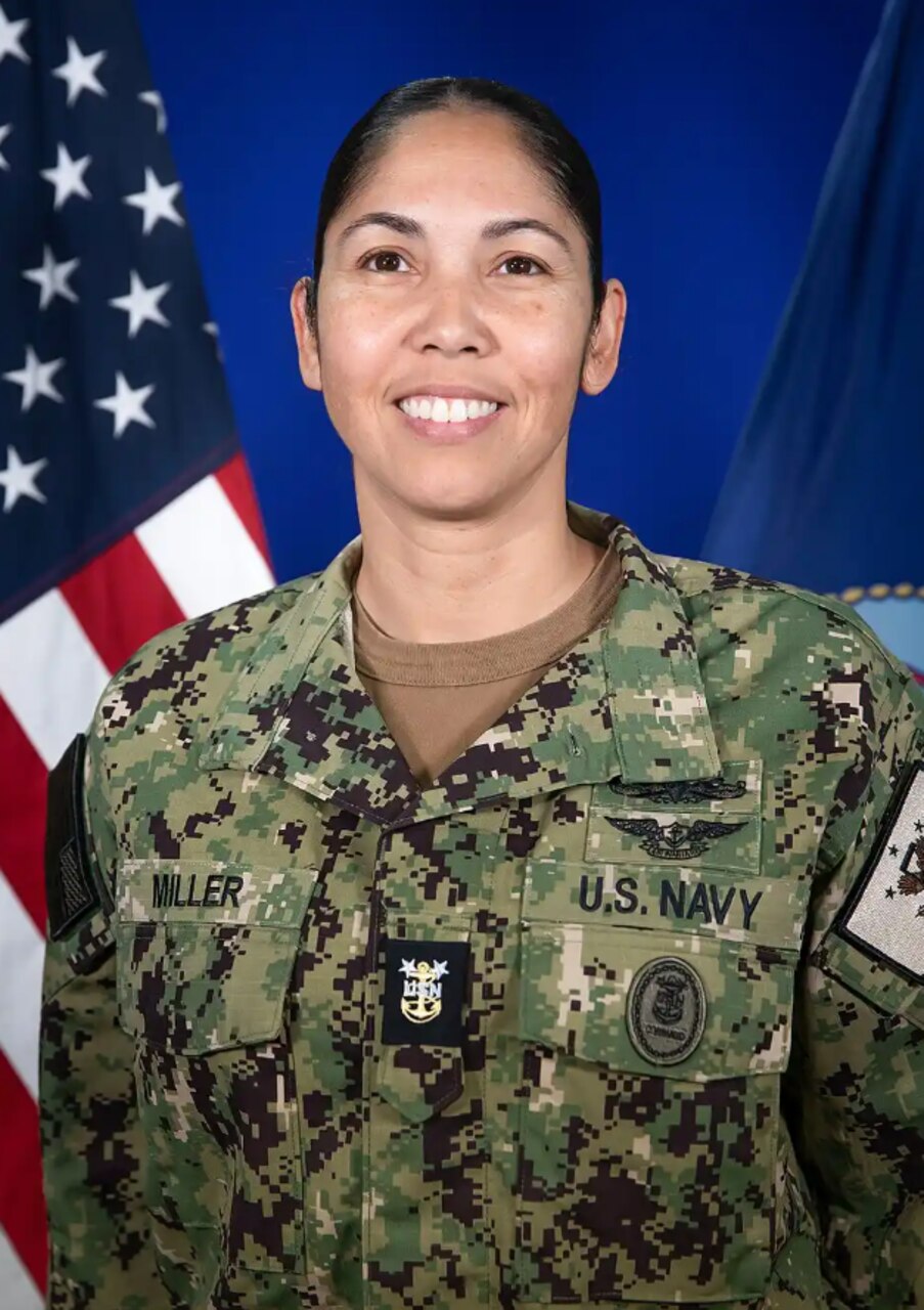 CMC > Commander, Navy Region Europe, Africa, Central > Bio Detail