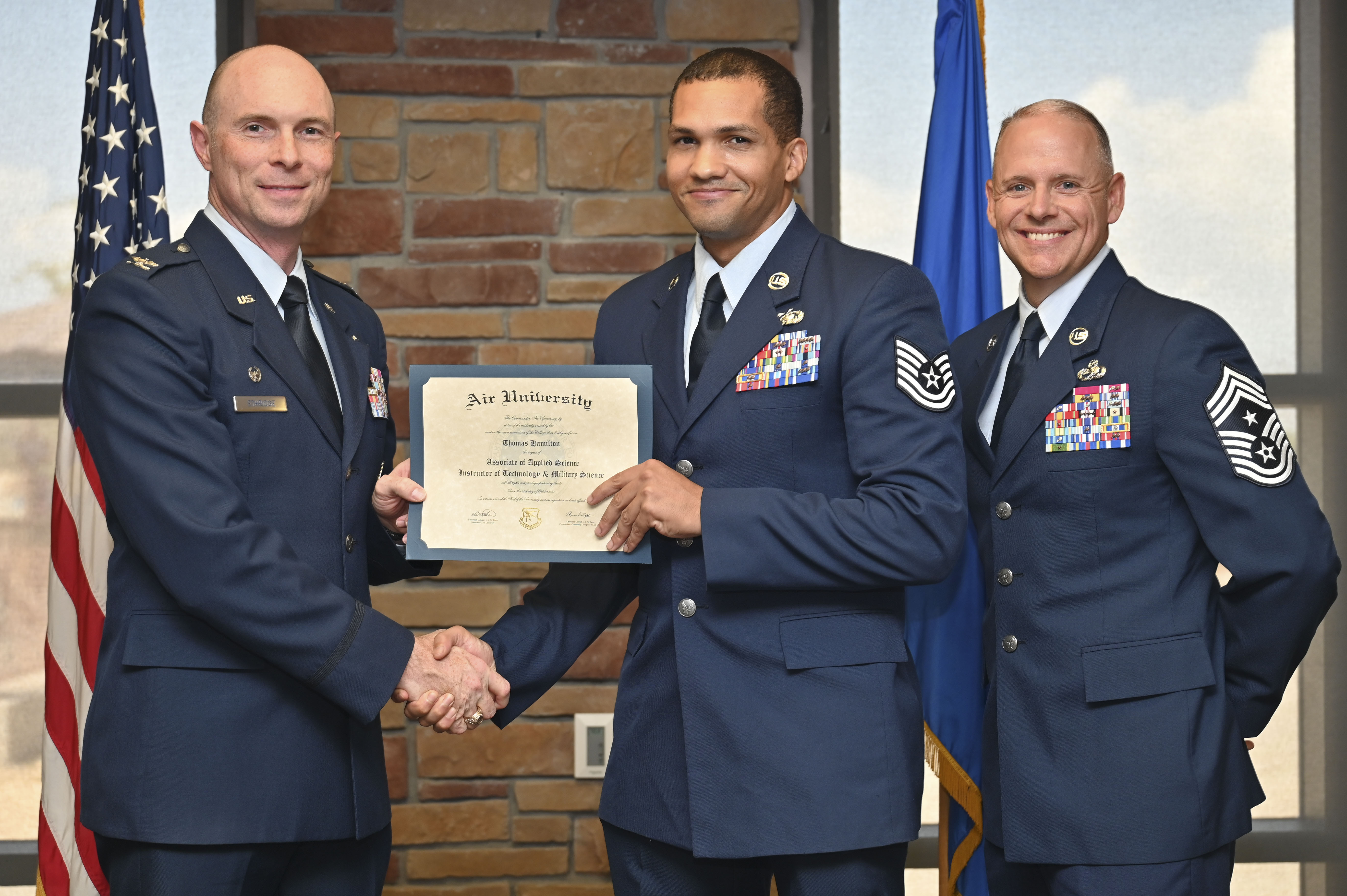 Holloman hosts CCAF and UMCG graduation > Holloman Air Force Base > Display